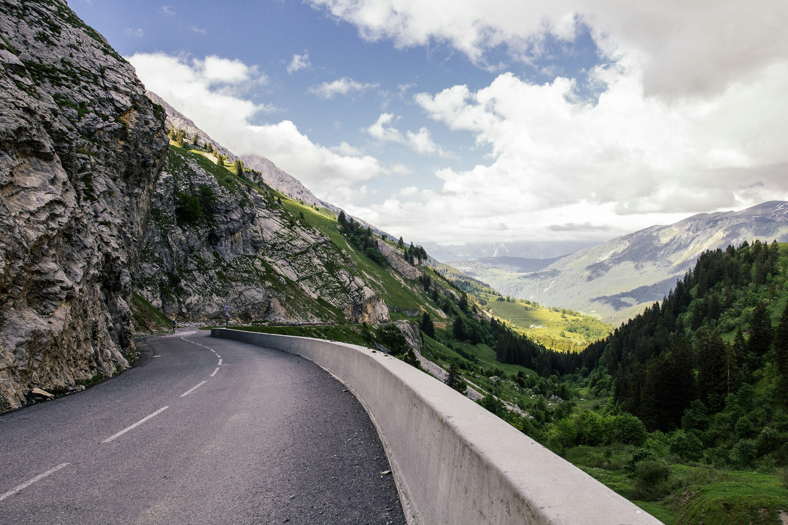 Roads | 2 best free road, asphalt, freeway and highway photos on Unsplash