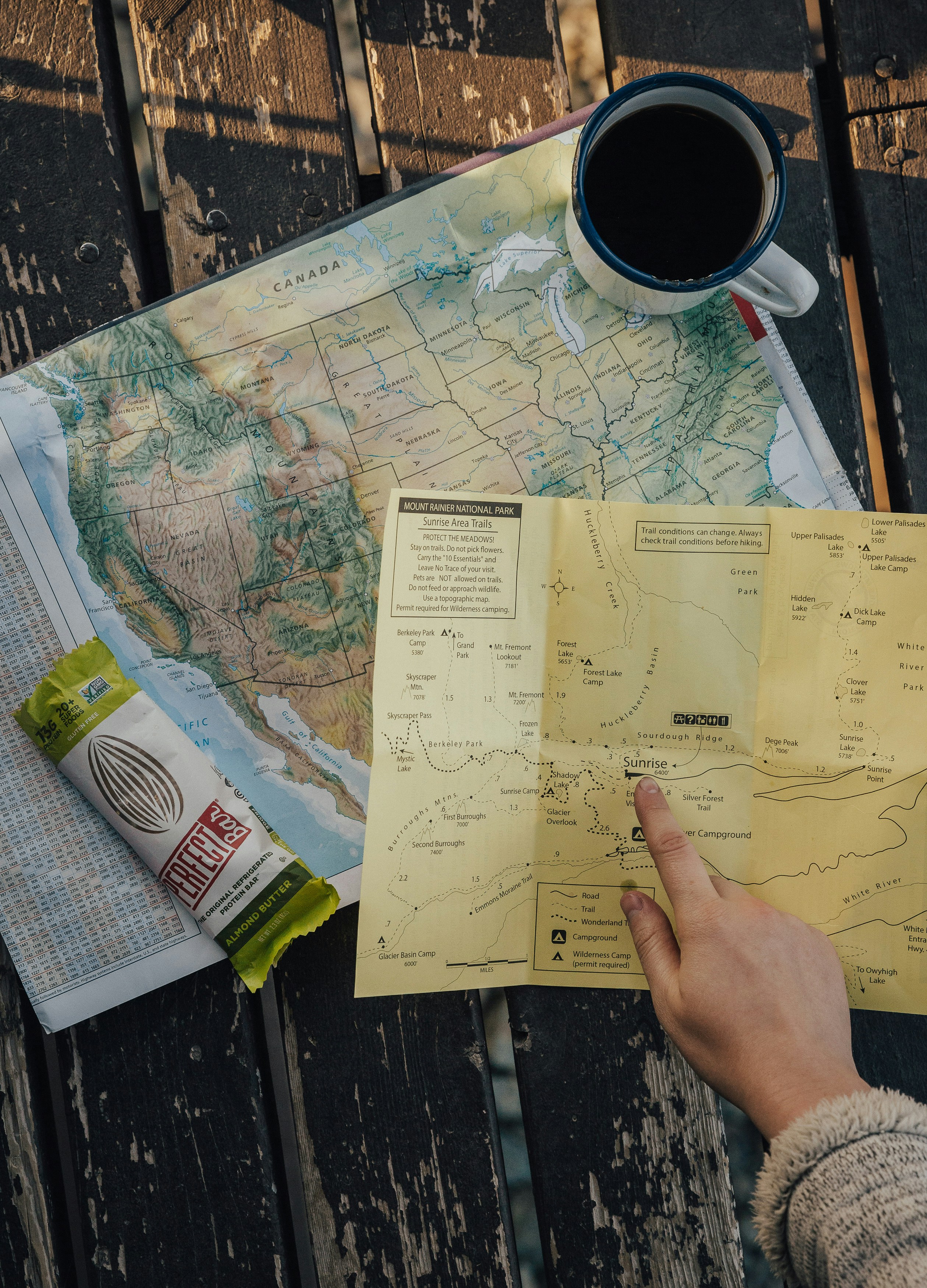 Maps | 1 best free map, atla, desk and diagram photos on Unsplash