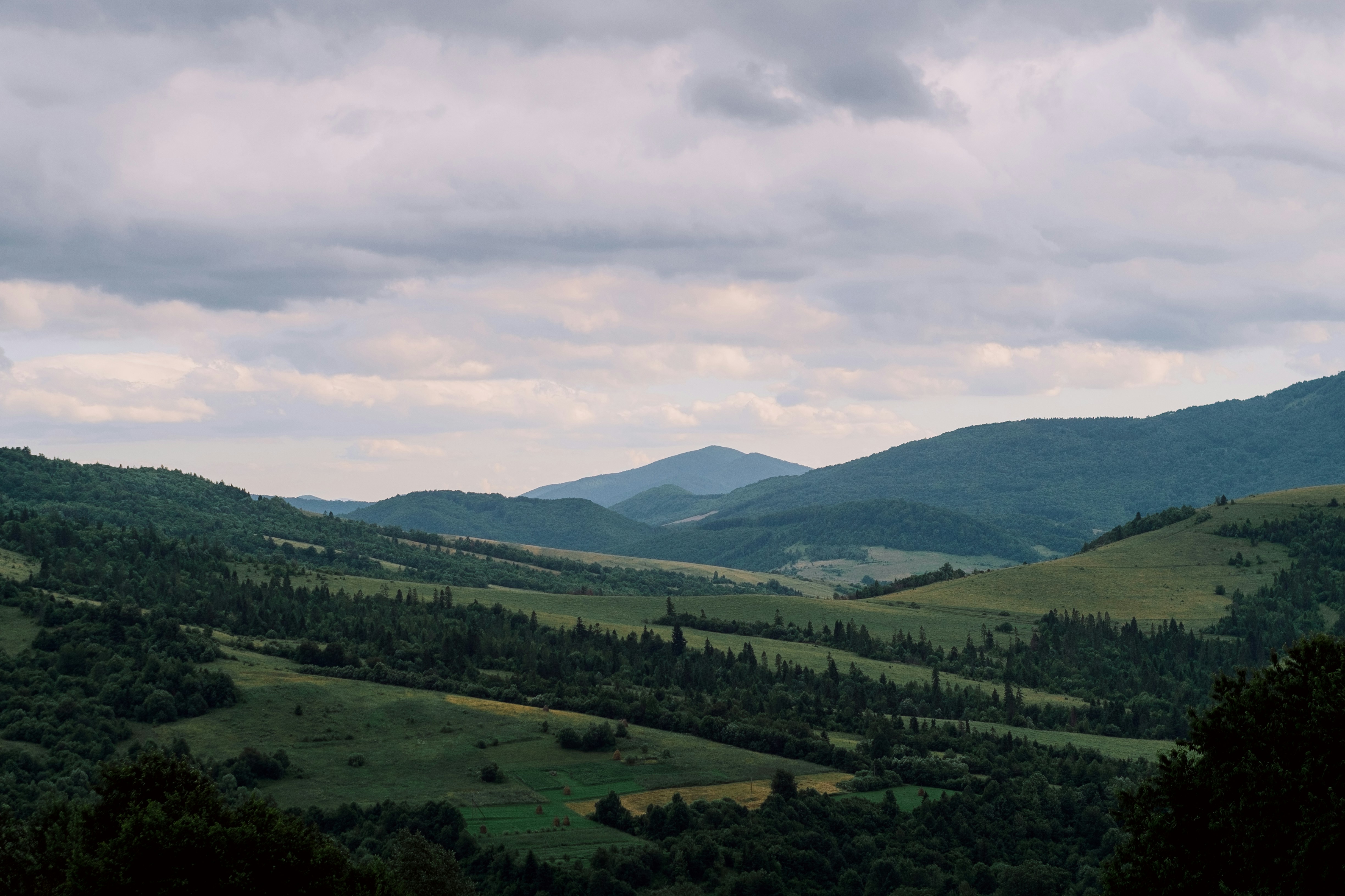 Hills And Valleys Pictures | Download Free Images on Unsplash