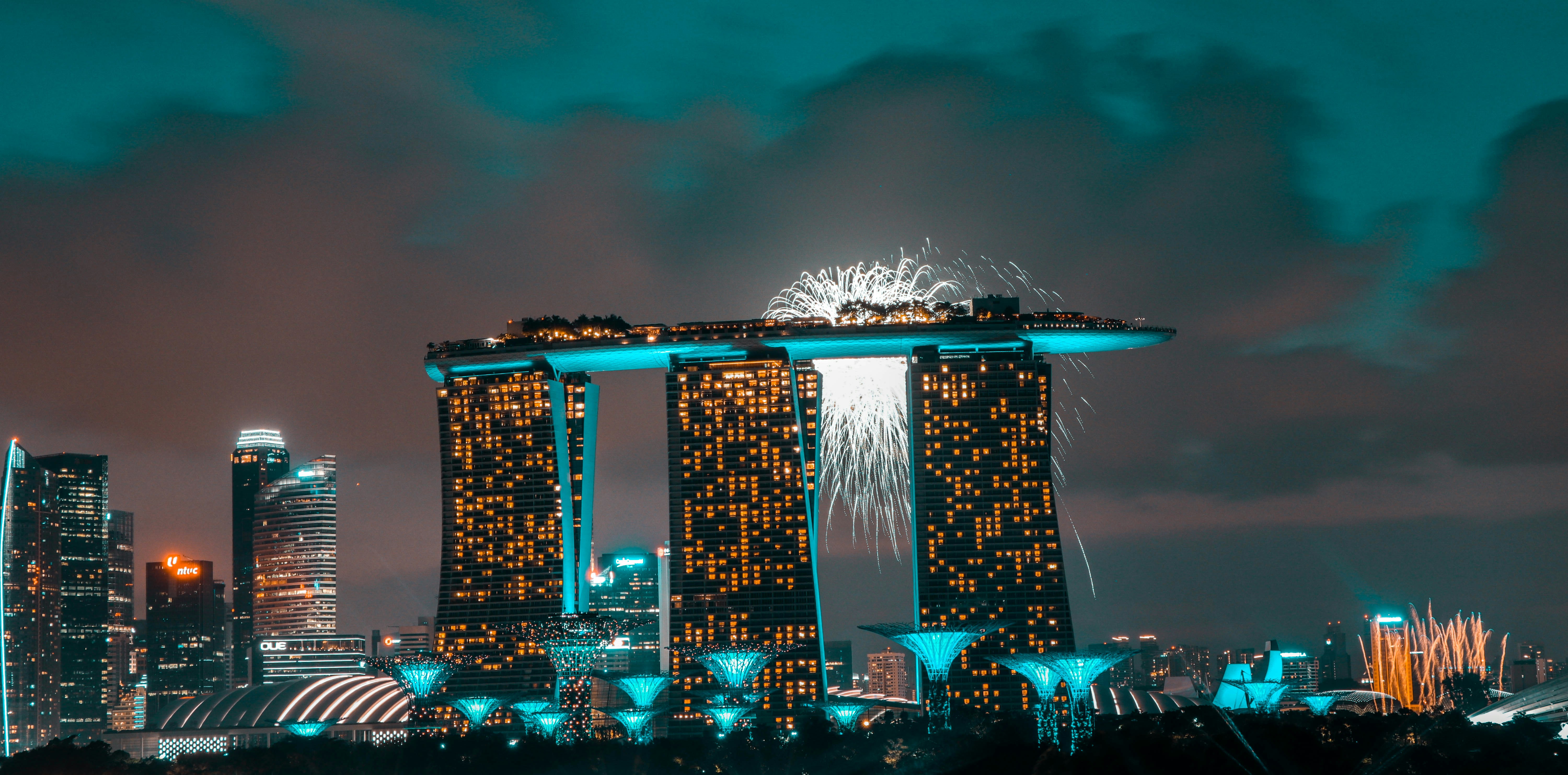San Marina Bay Sands, Singapore at night time photo – Free Singapore ...