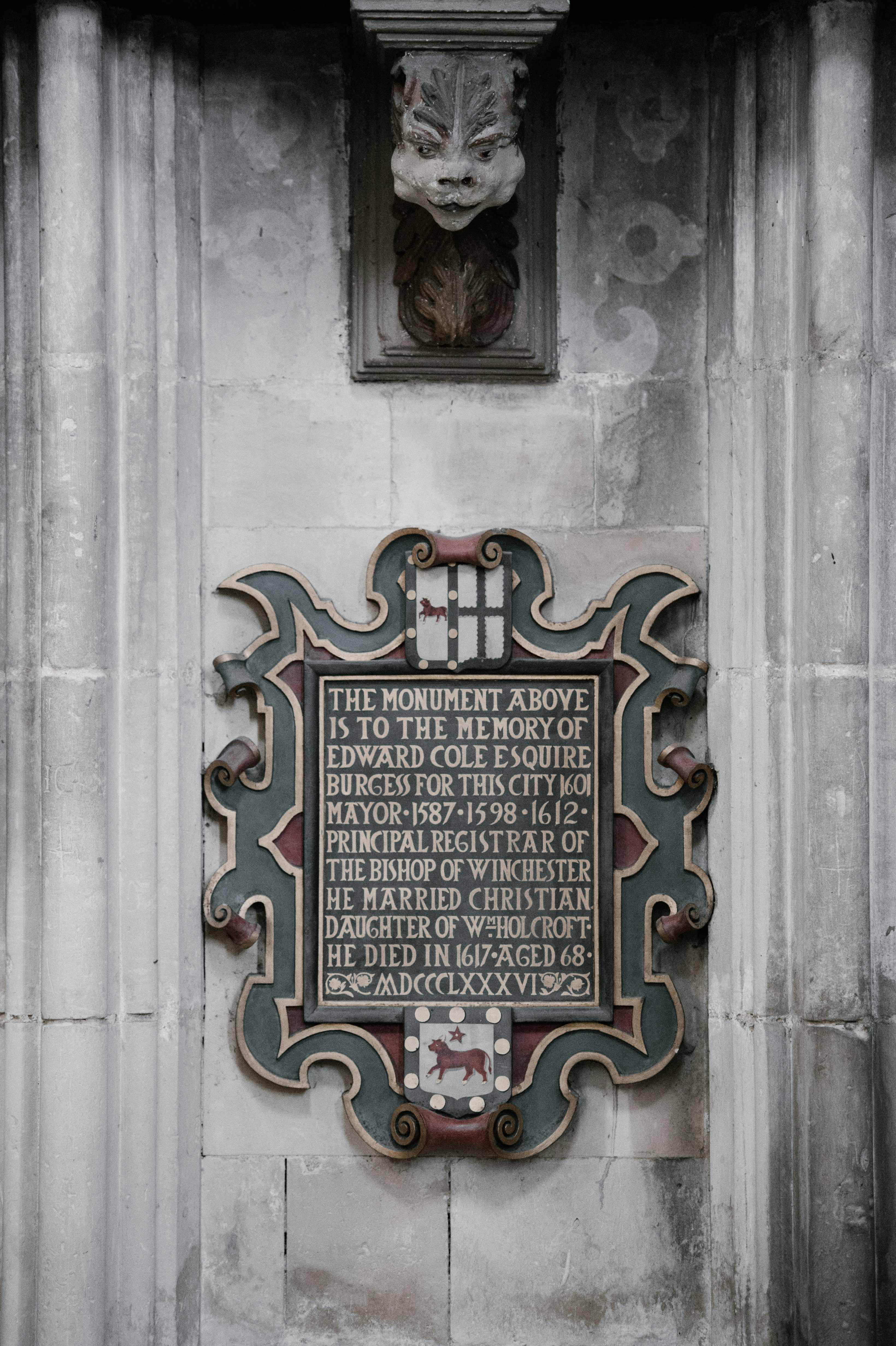 Gray signage on wall photo – Free Grey Image on Unsplash