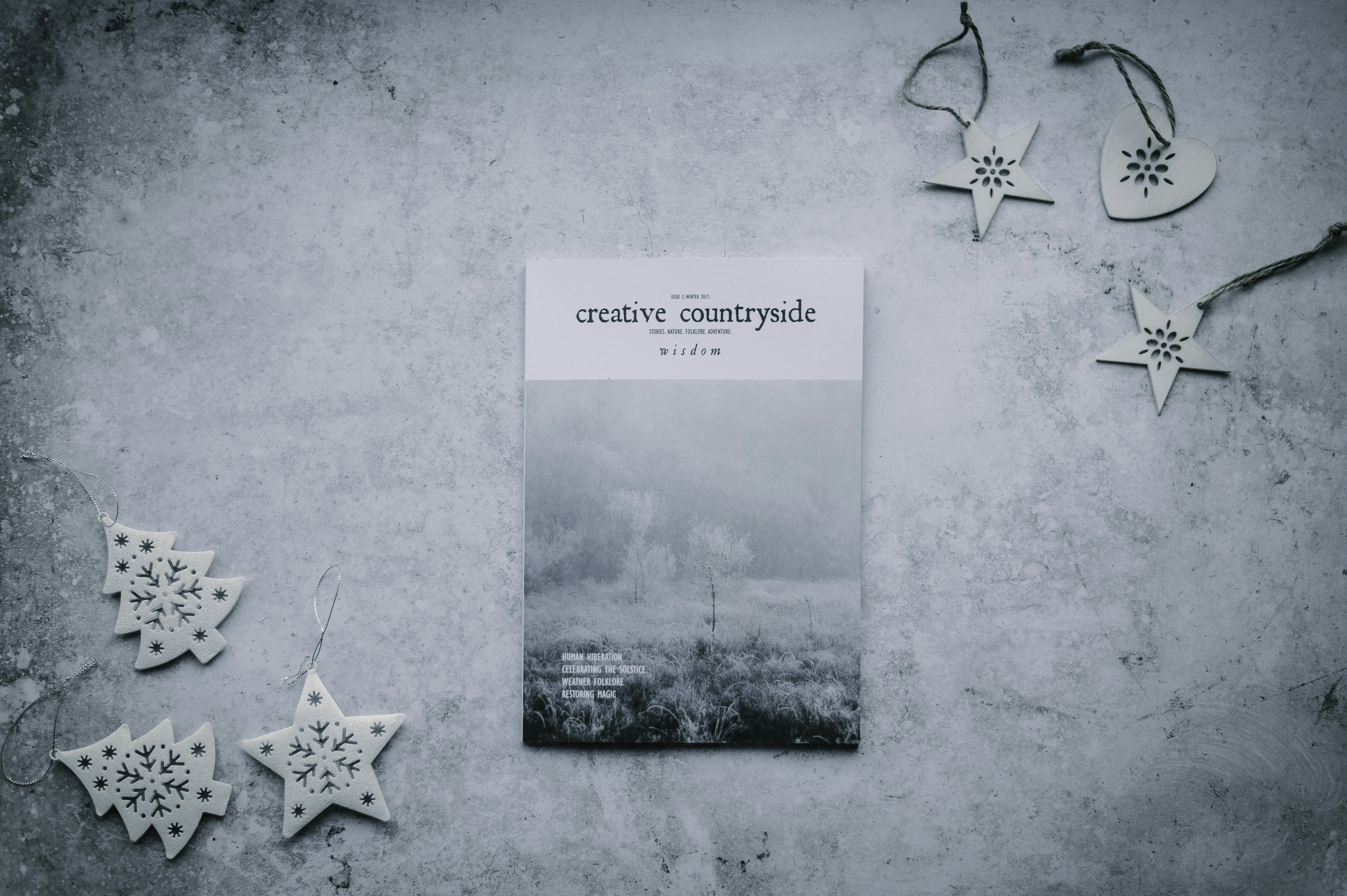 Creative Countryside book photo – Free Christmas Image on Unsplash