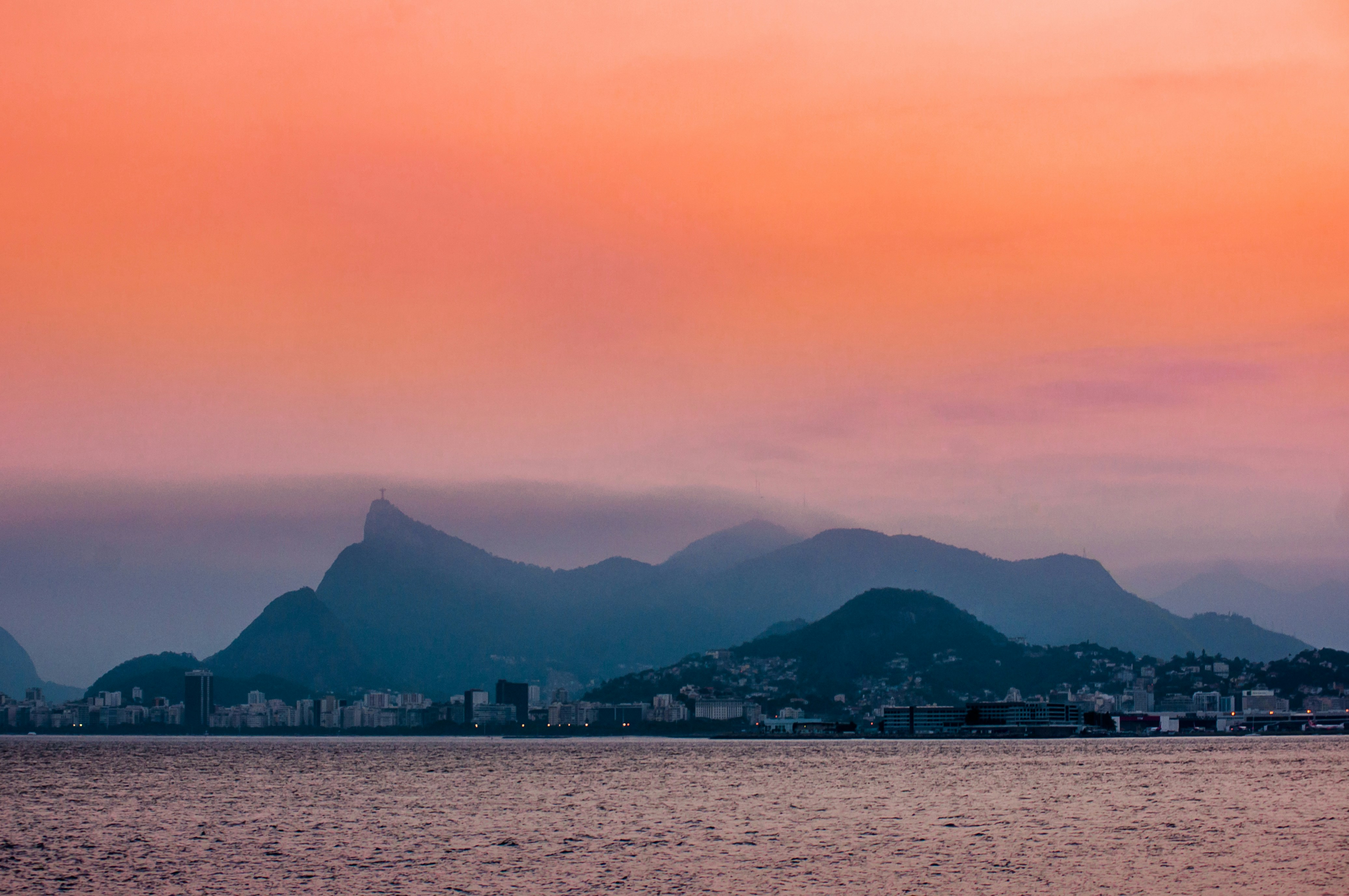 More at www.shotbycerqueira.com
Follow us on Instagram too @shotbycerqueira and @incrediblerafa | body of water near mountain during golden hour