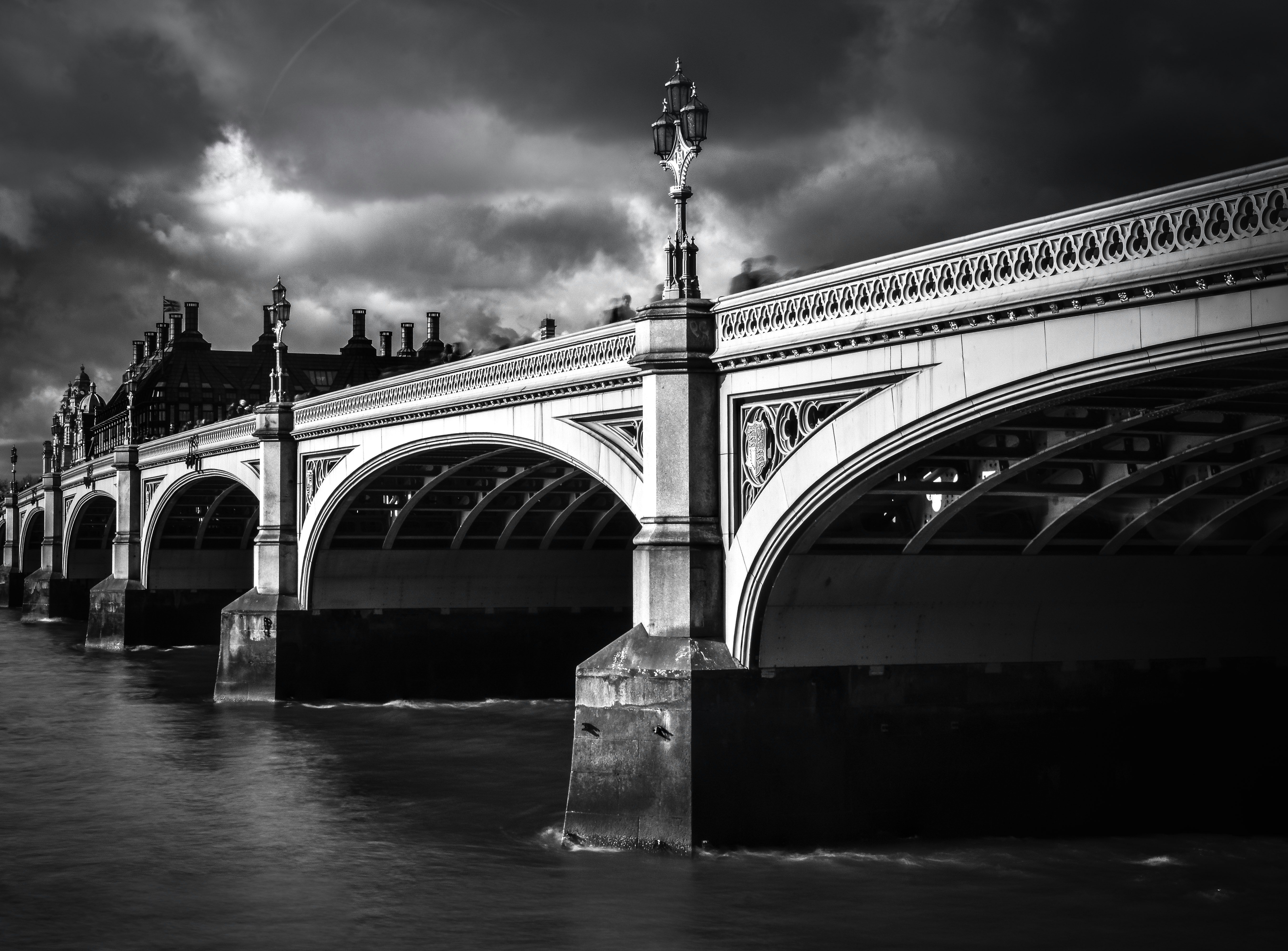 Grayscale photo of bridge photo – Free London Image on Unsplash