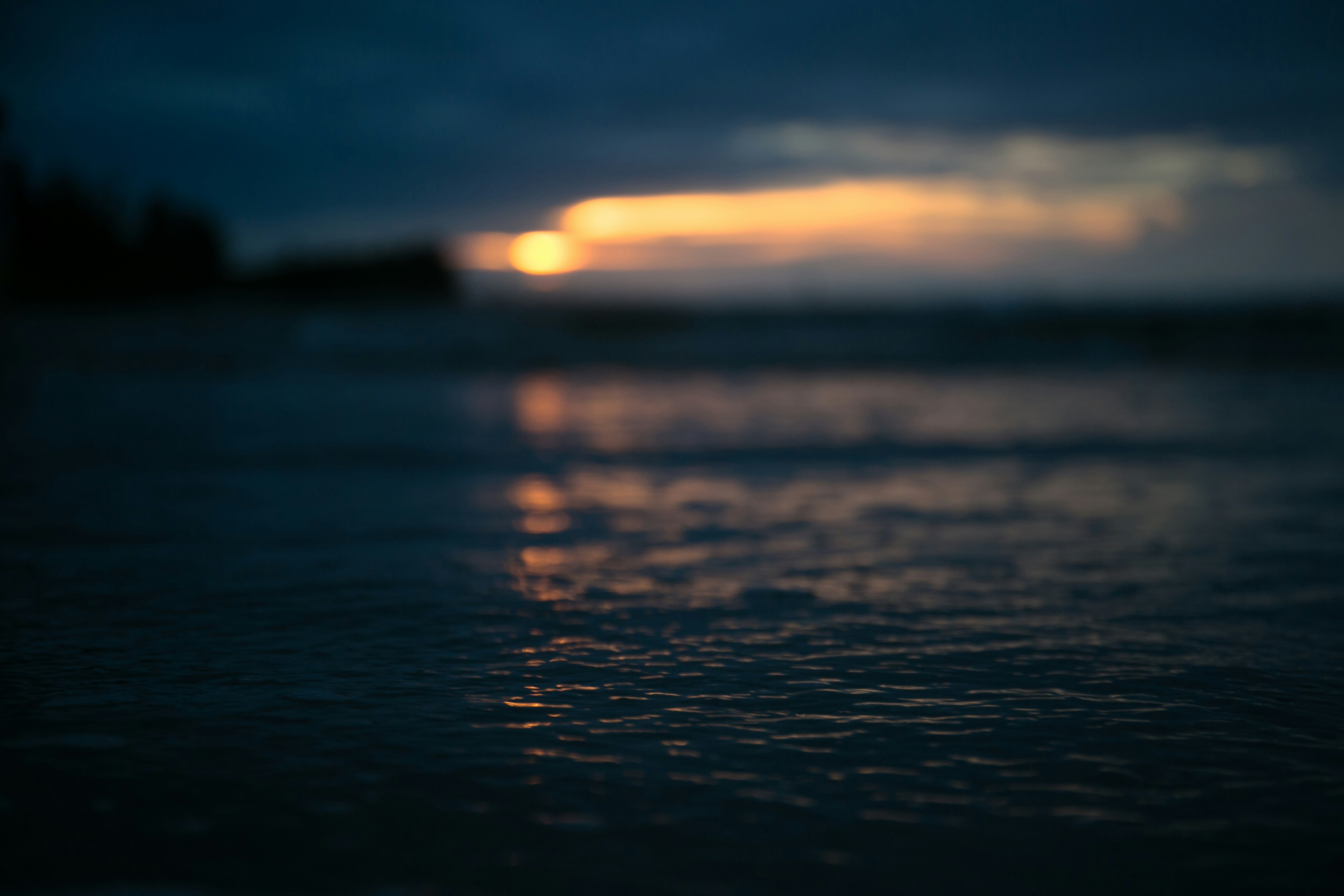 Whispers of Dusk Over Tranquil Waters