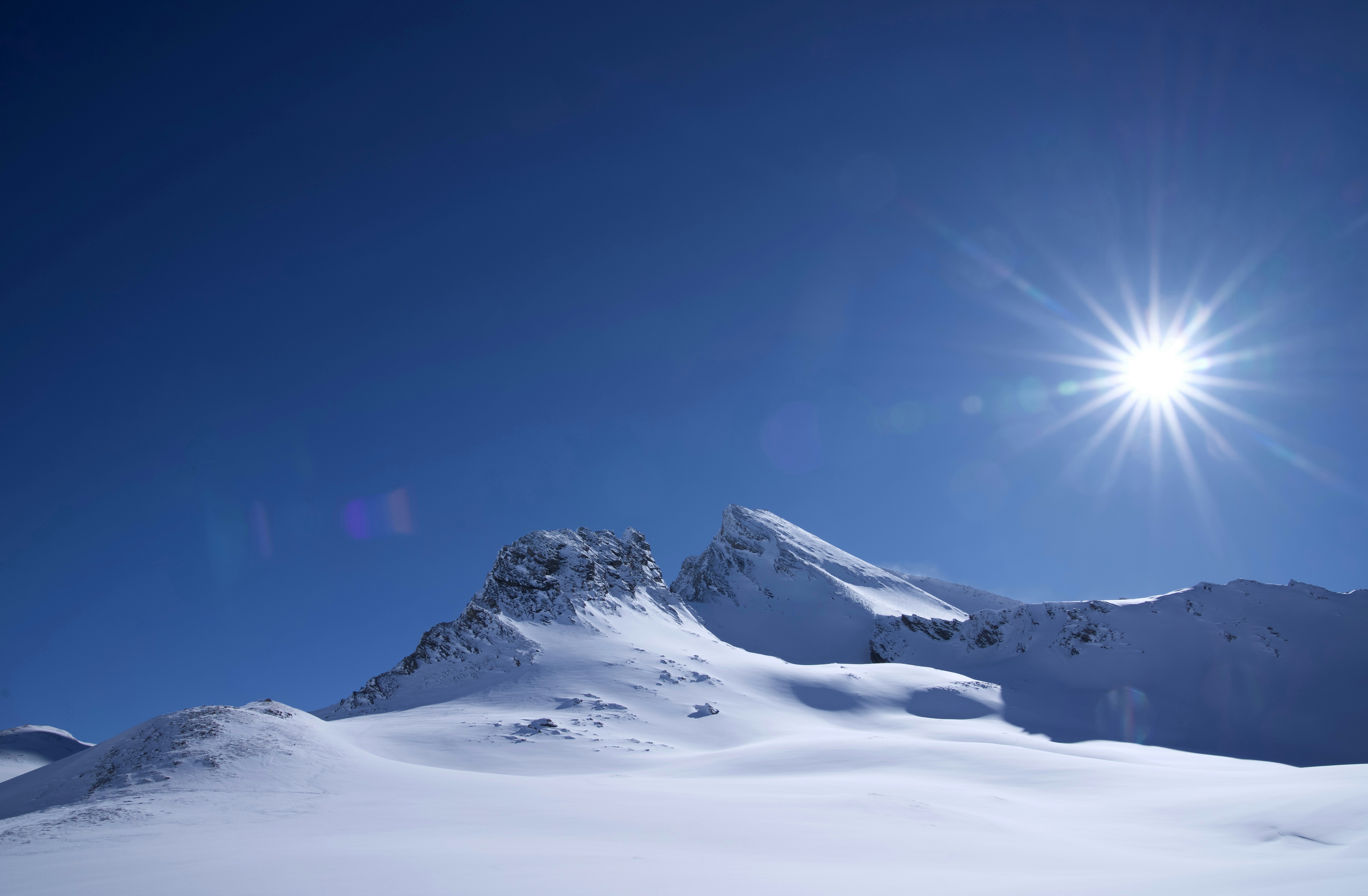 Snow And Sunshine Ray Sunshine On Snow Royalty Free Images, Stock