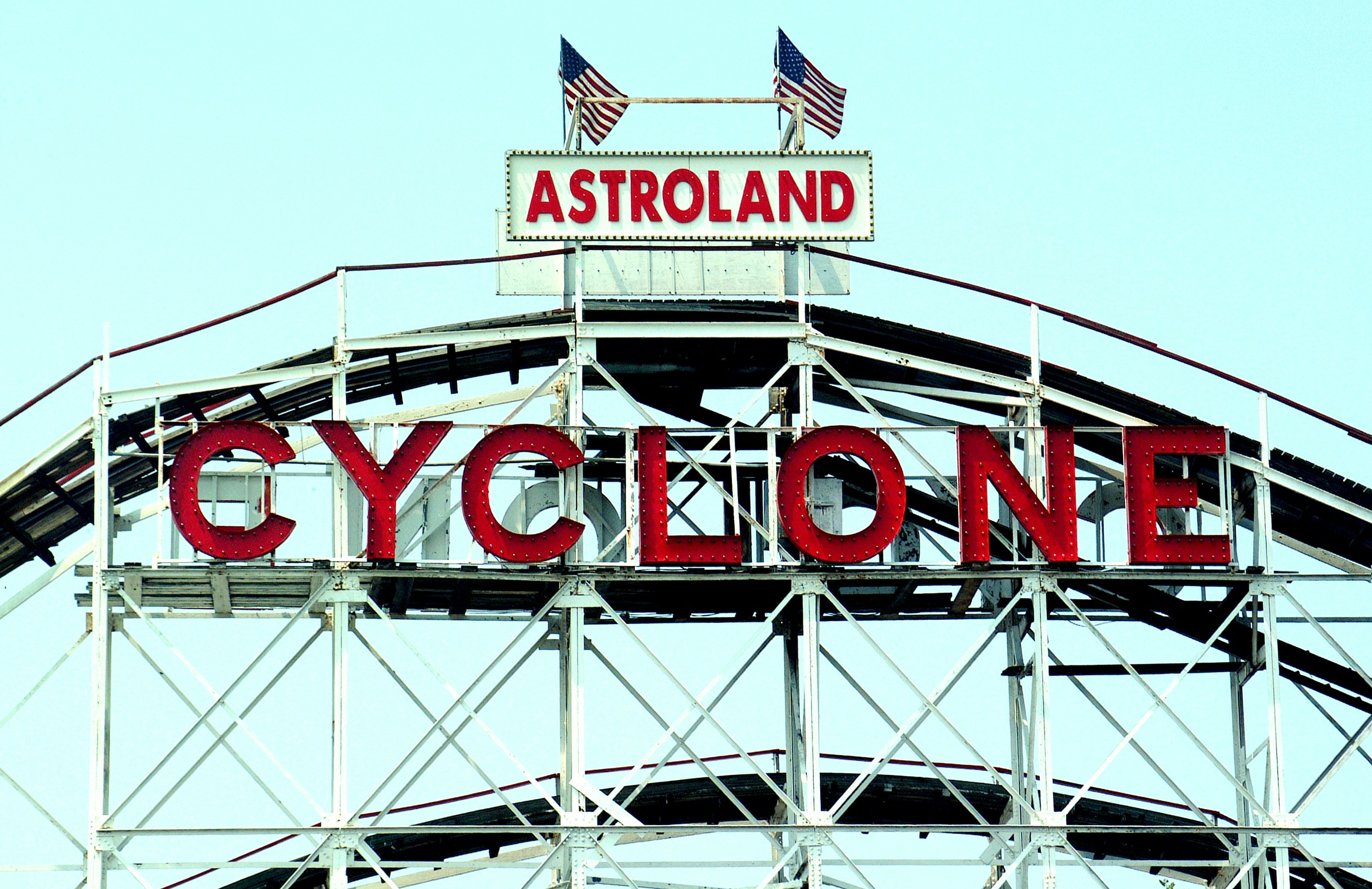 Astroland Cyclone photo – Free Coney island Image on Unsplash