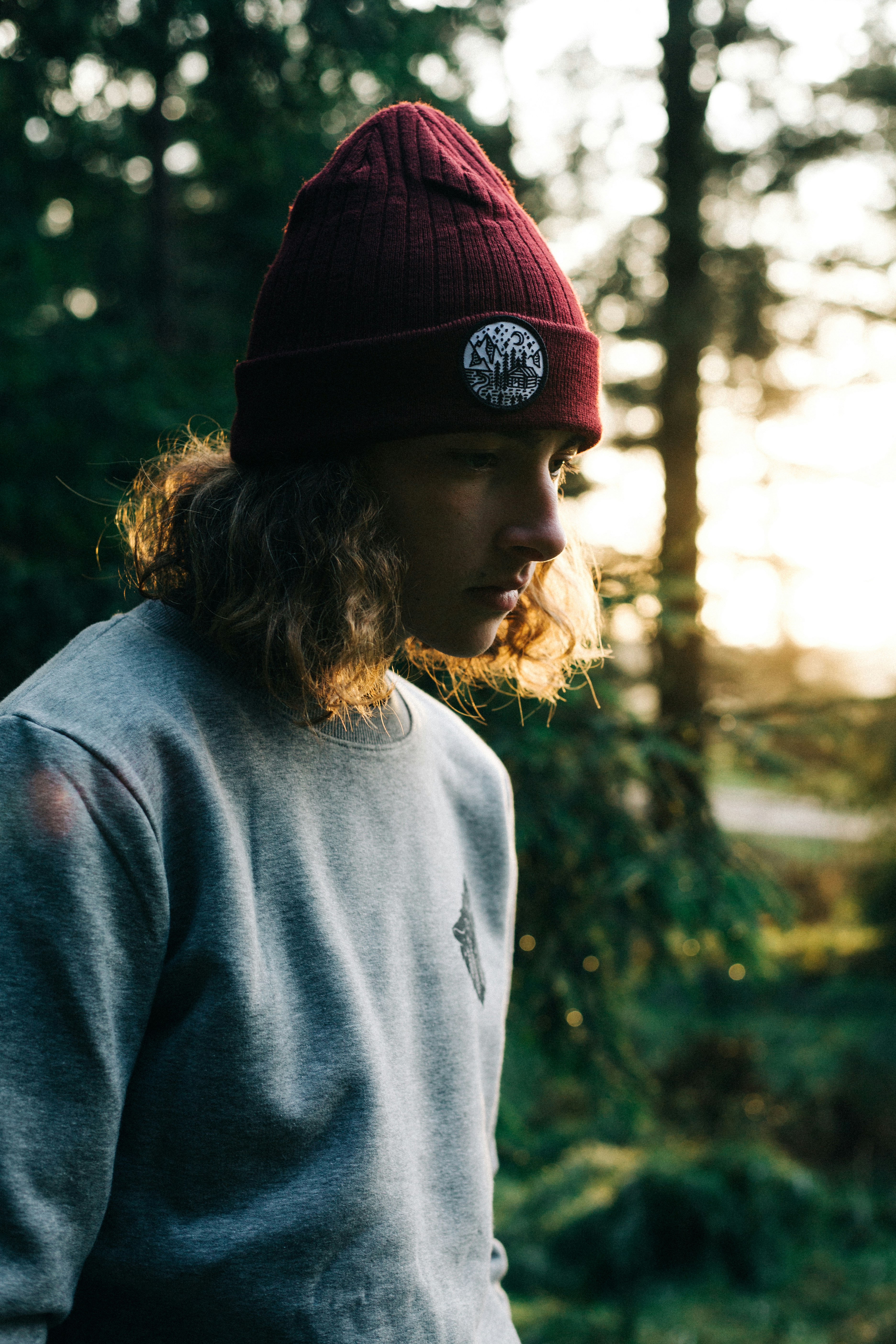 Person's wearing red cap photo – Free Forest Image on Unsplash