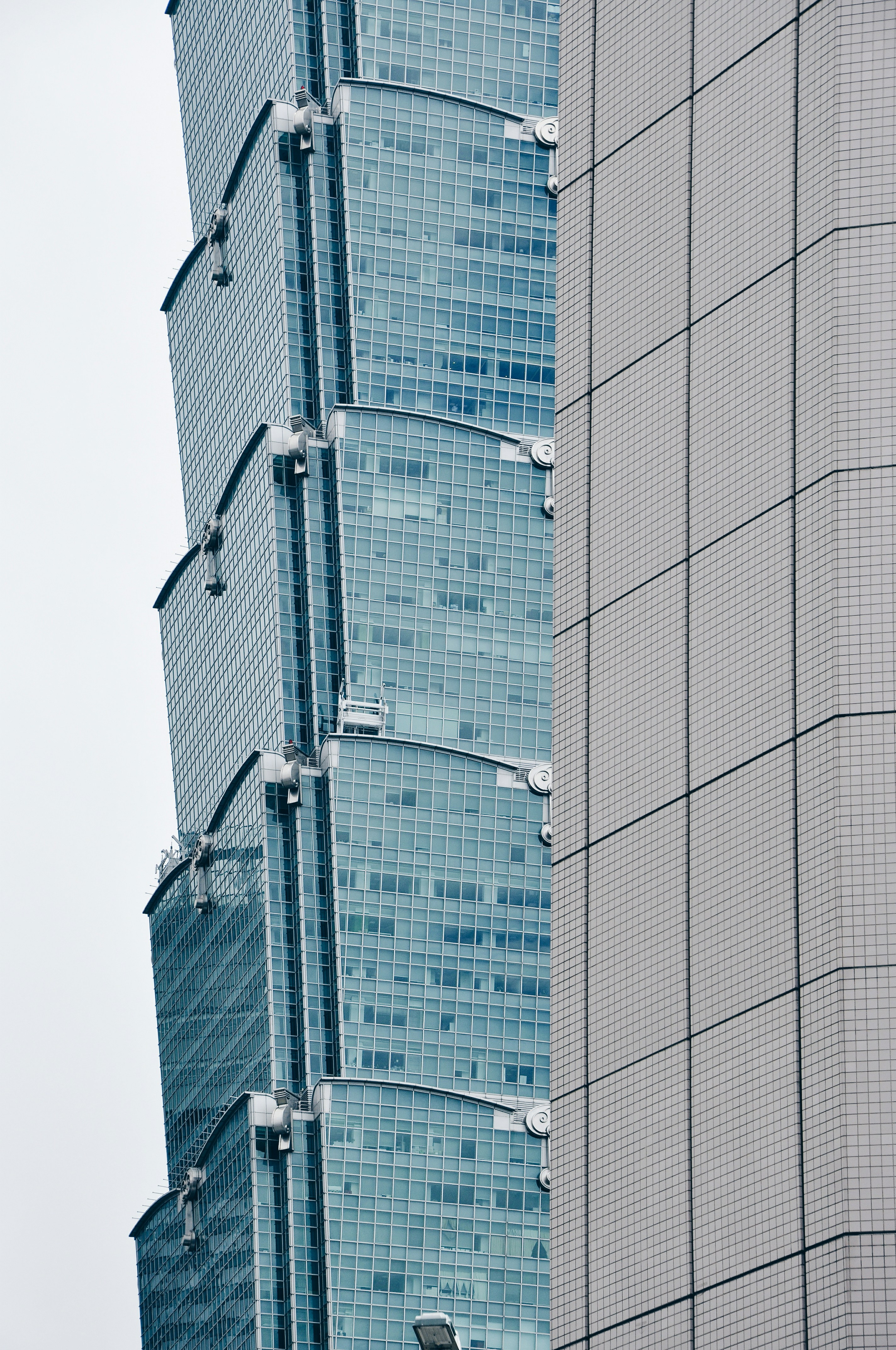 Reflections of Modernity: A Vertical Symphony