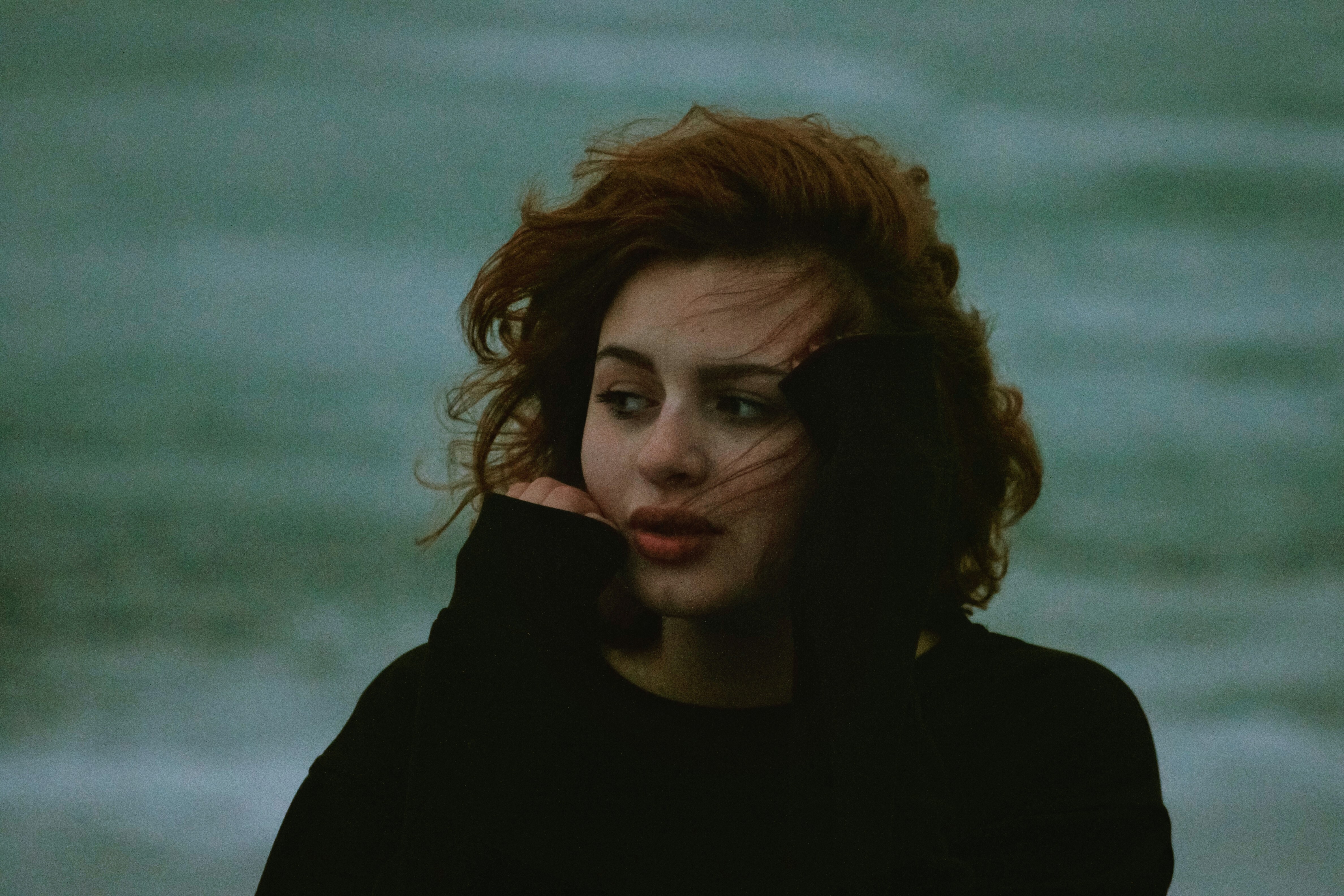 Wind-Touched Seascape: Quiet Portrait at Dusk