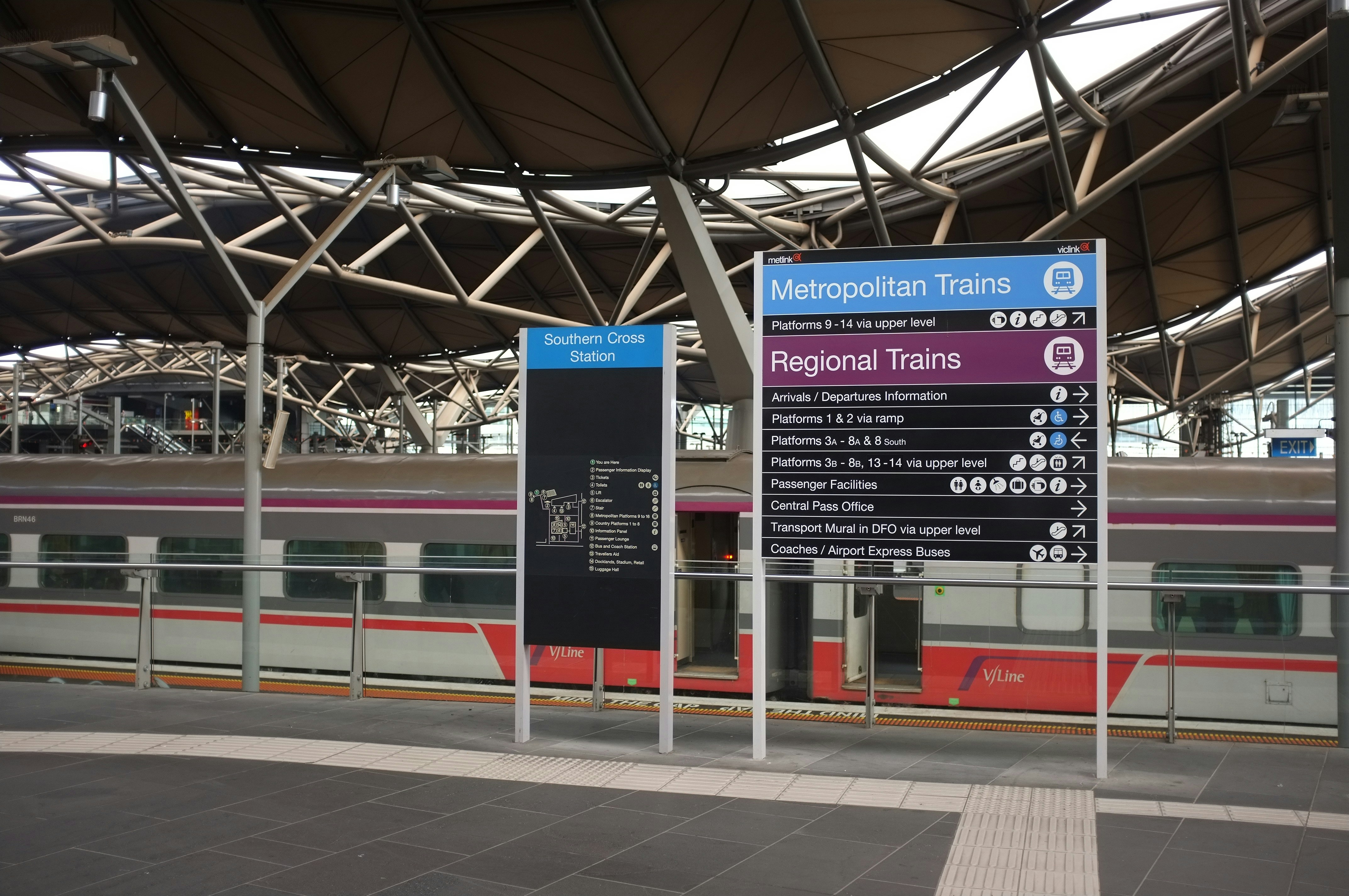 Signage | 10 best free signage, australia, bus stop and adelaide photos ...