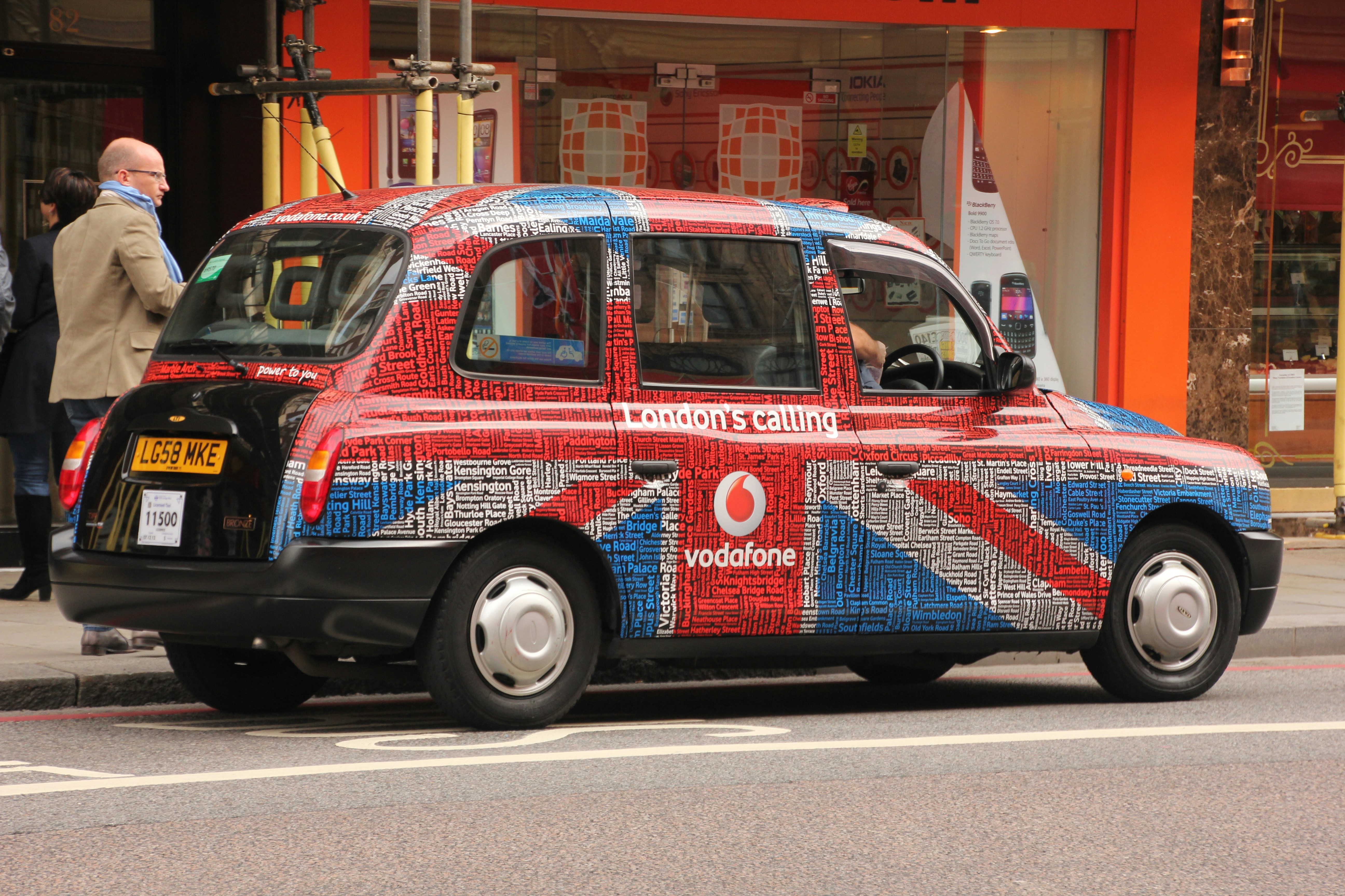 Union vs Union All in SQL: Key Differences Explained - Disc…