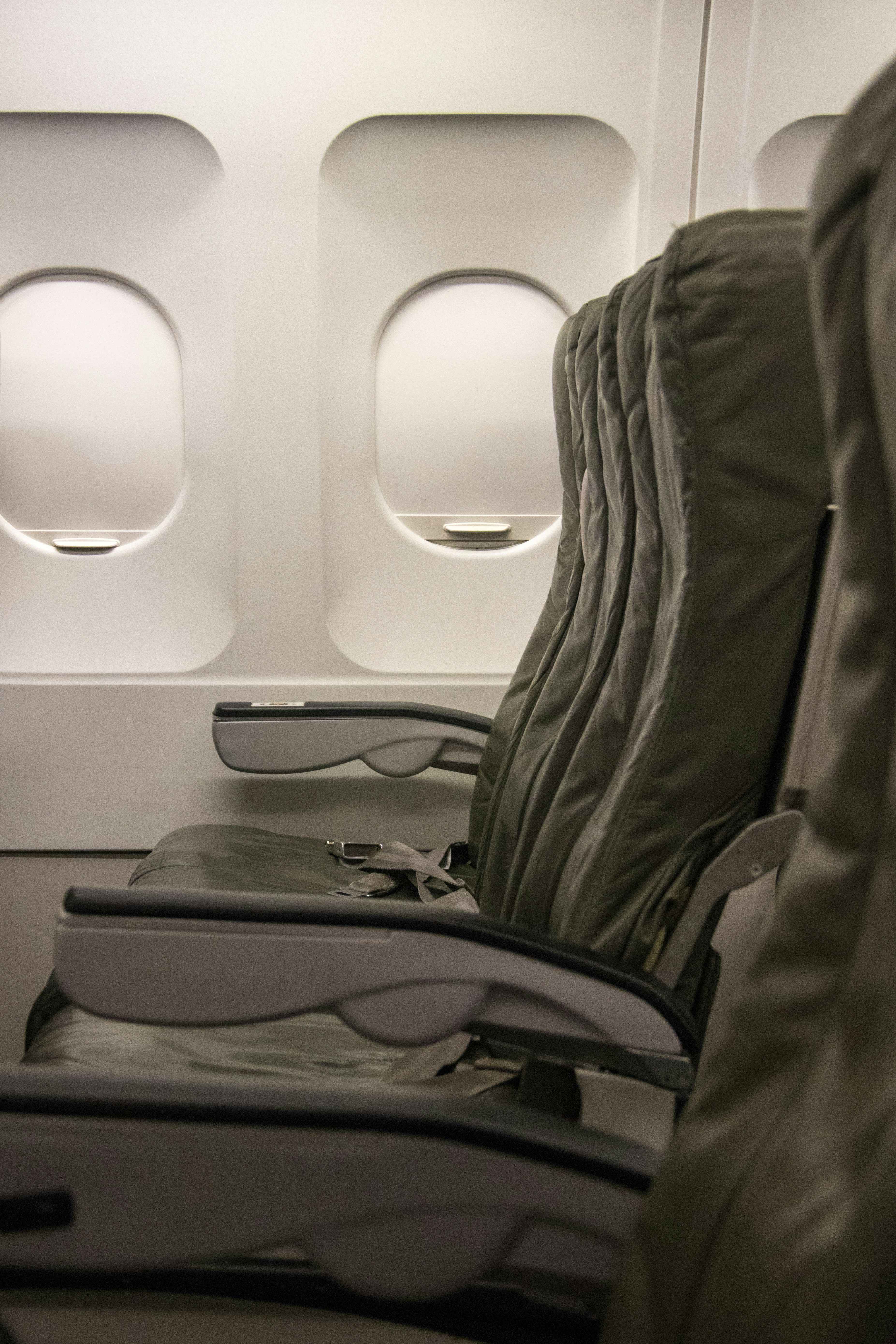 Unoccupied plane seats photo – Free Grey Image on Unsplash