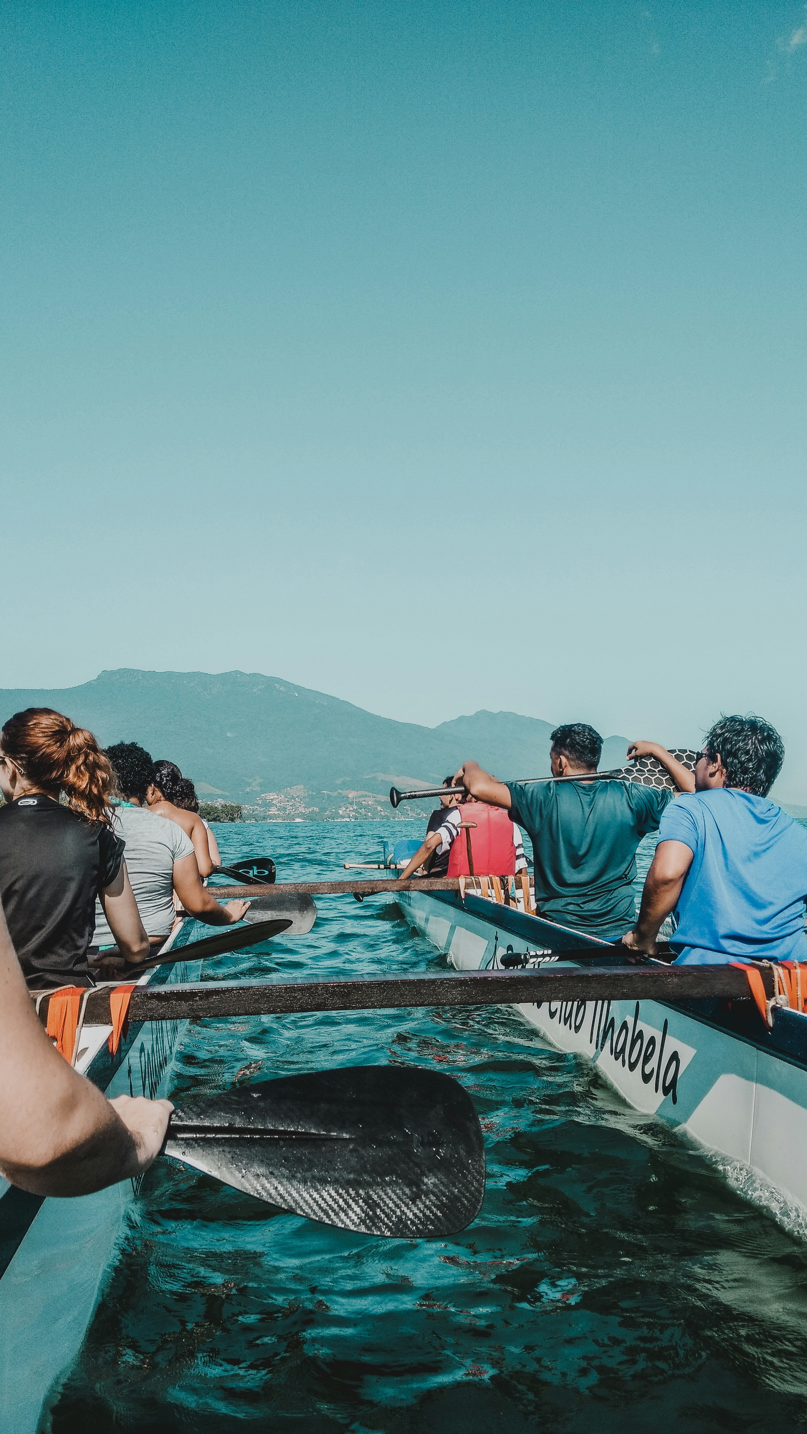 Man holding paddle photo – Free Person Image on Unsplash