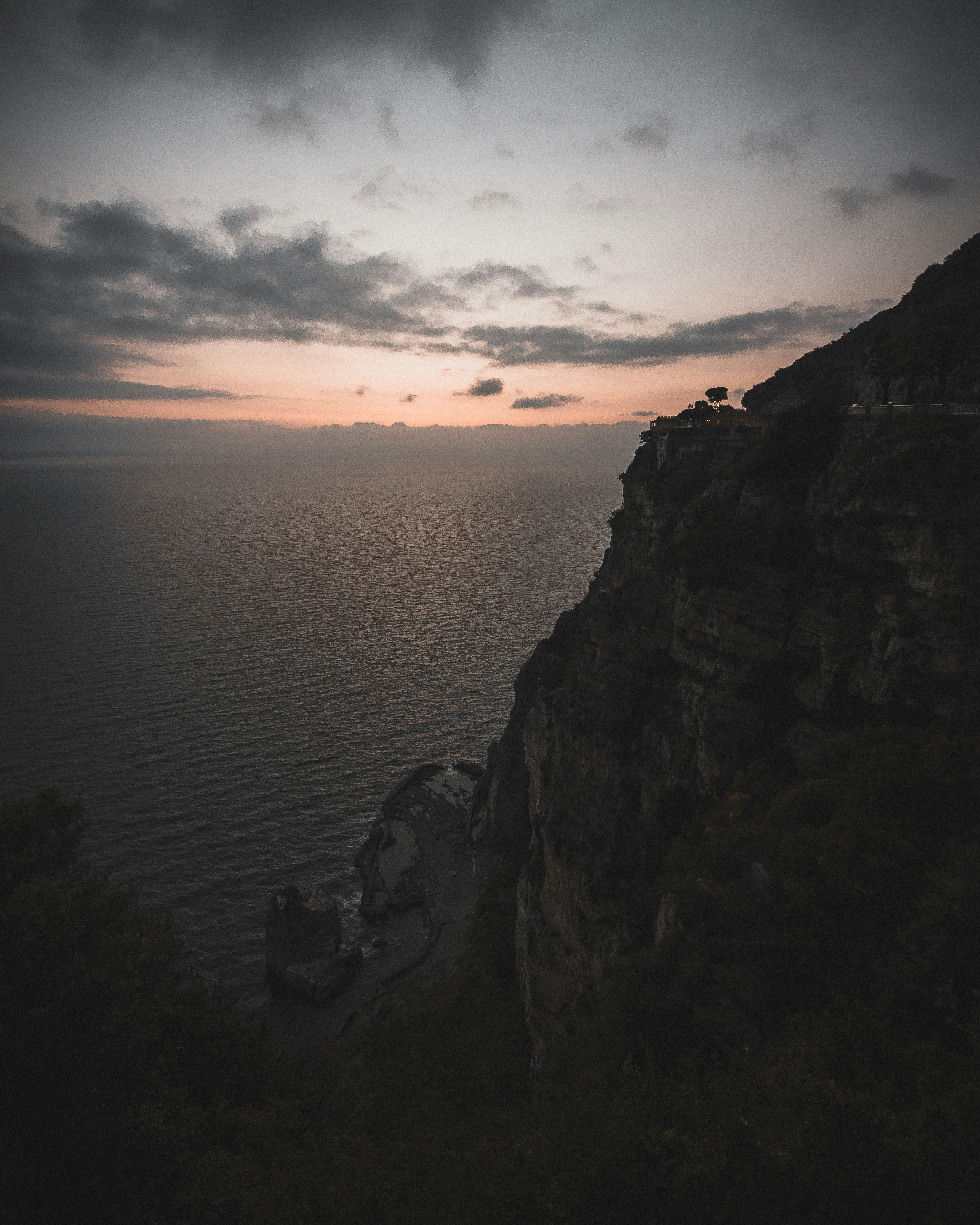 Mountain Cliff Pictures | Download Free Images on Unsplash
