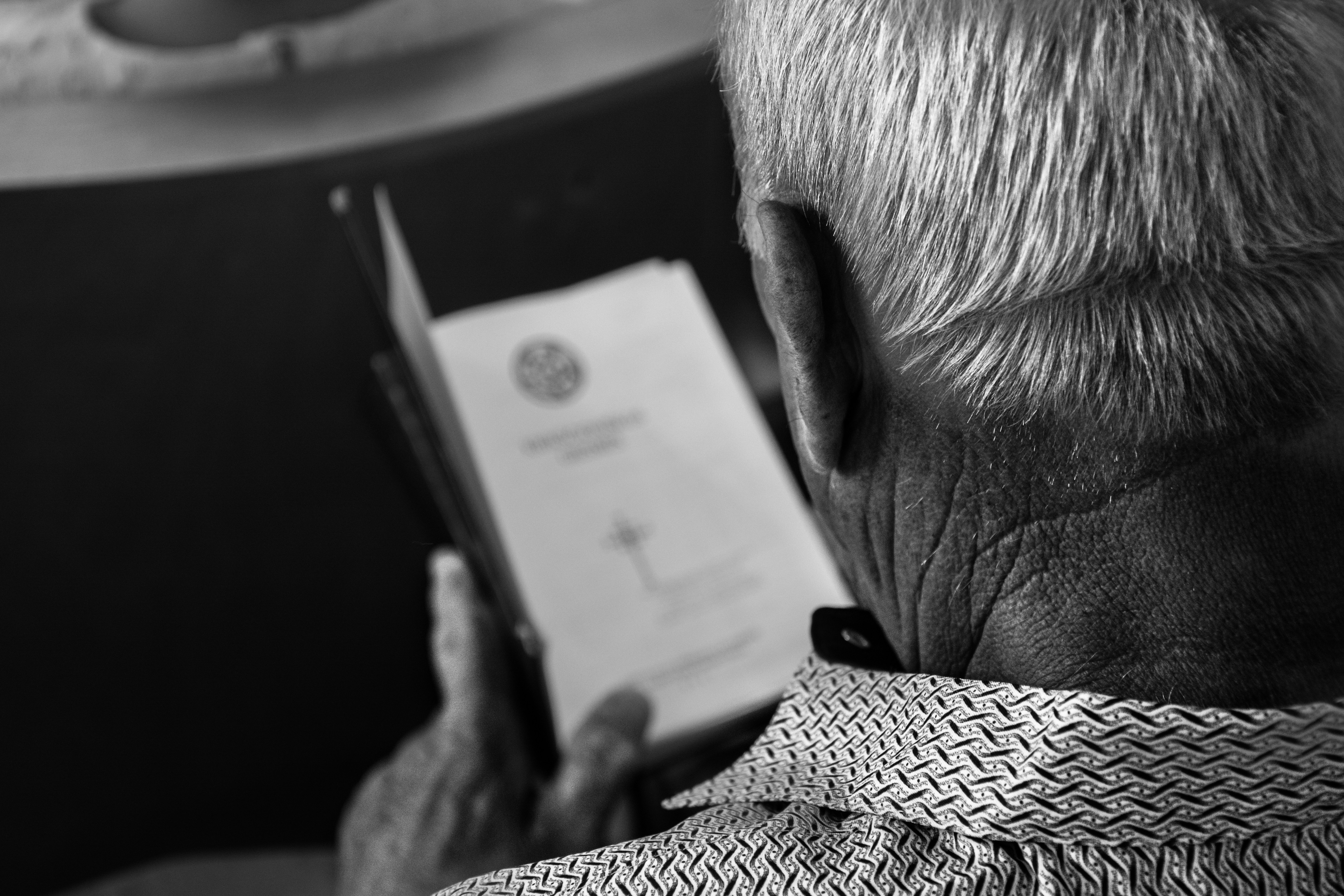 Old Man Reading Pictures | Download Free Images on Unsplash