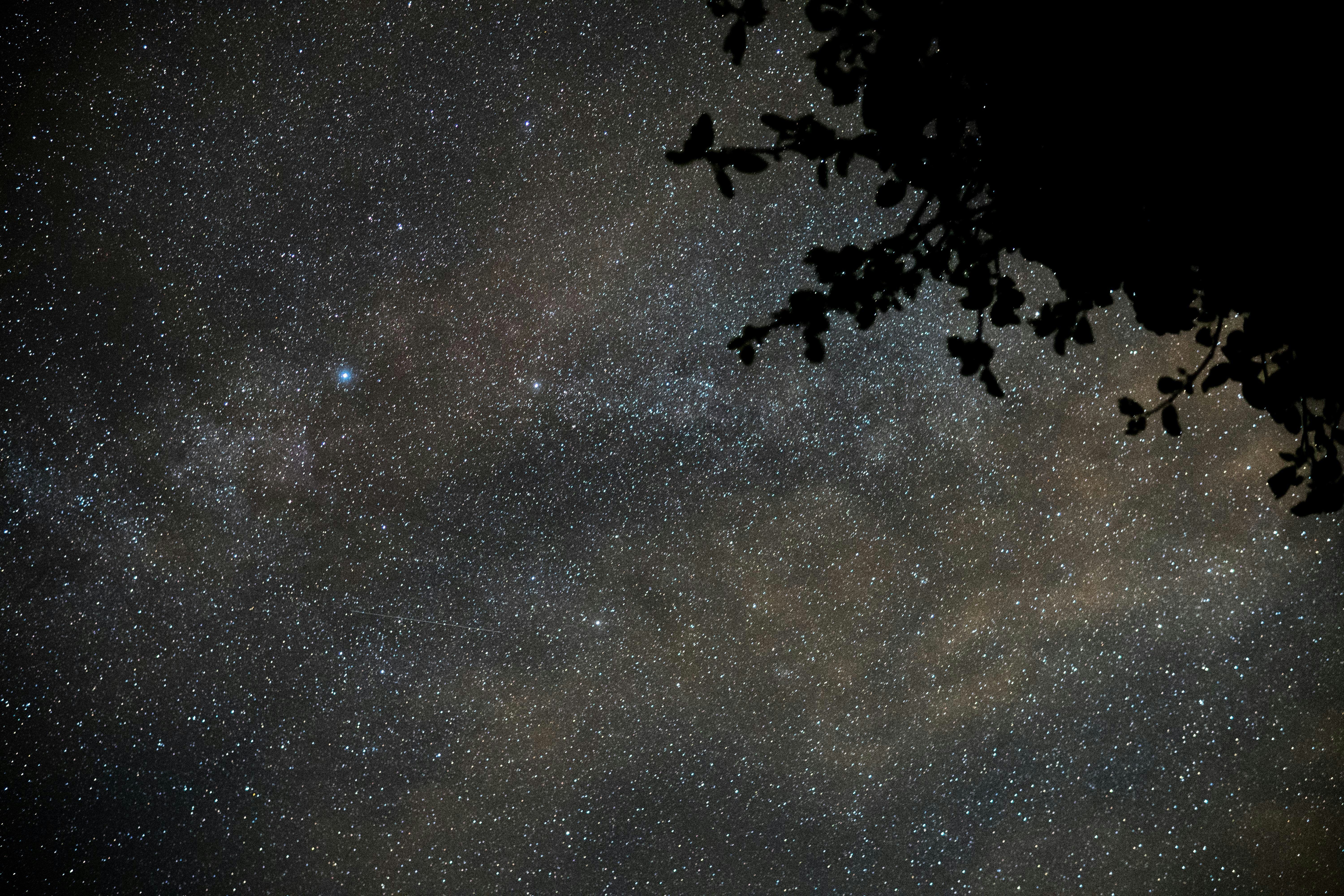 Starry night photo – Free Space Image on Unsplash