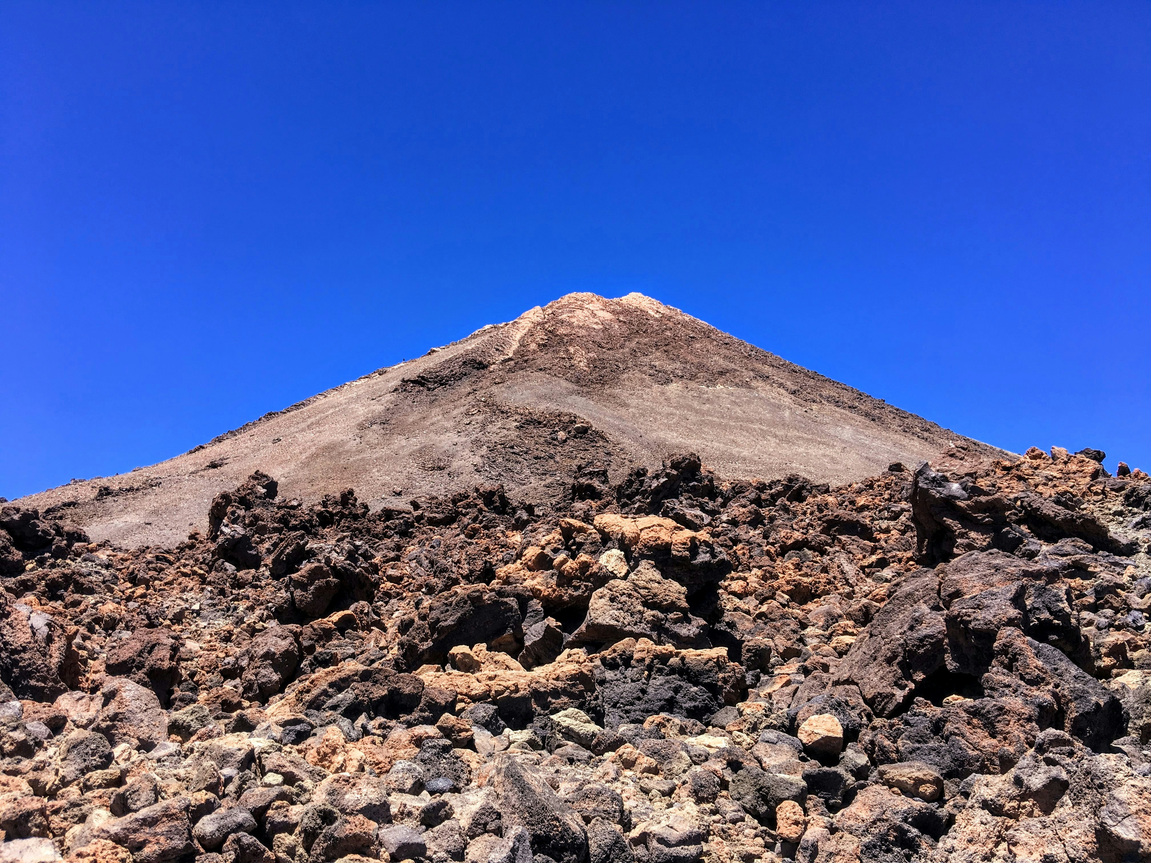 Volcanic Rock Pictures | Download Free Images on Unsplash