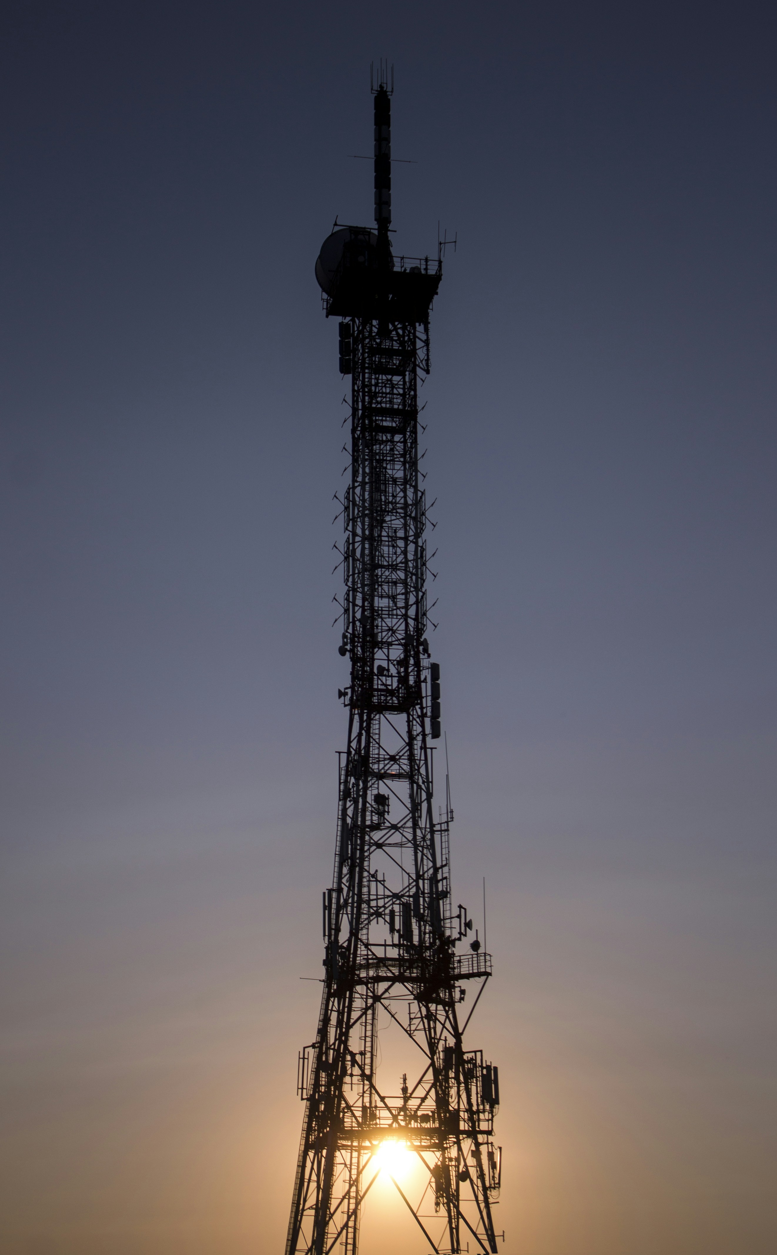 Satellite Tower Pictures | Download Free Images on Unsplash