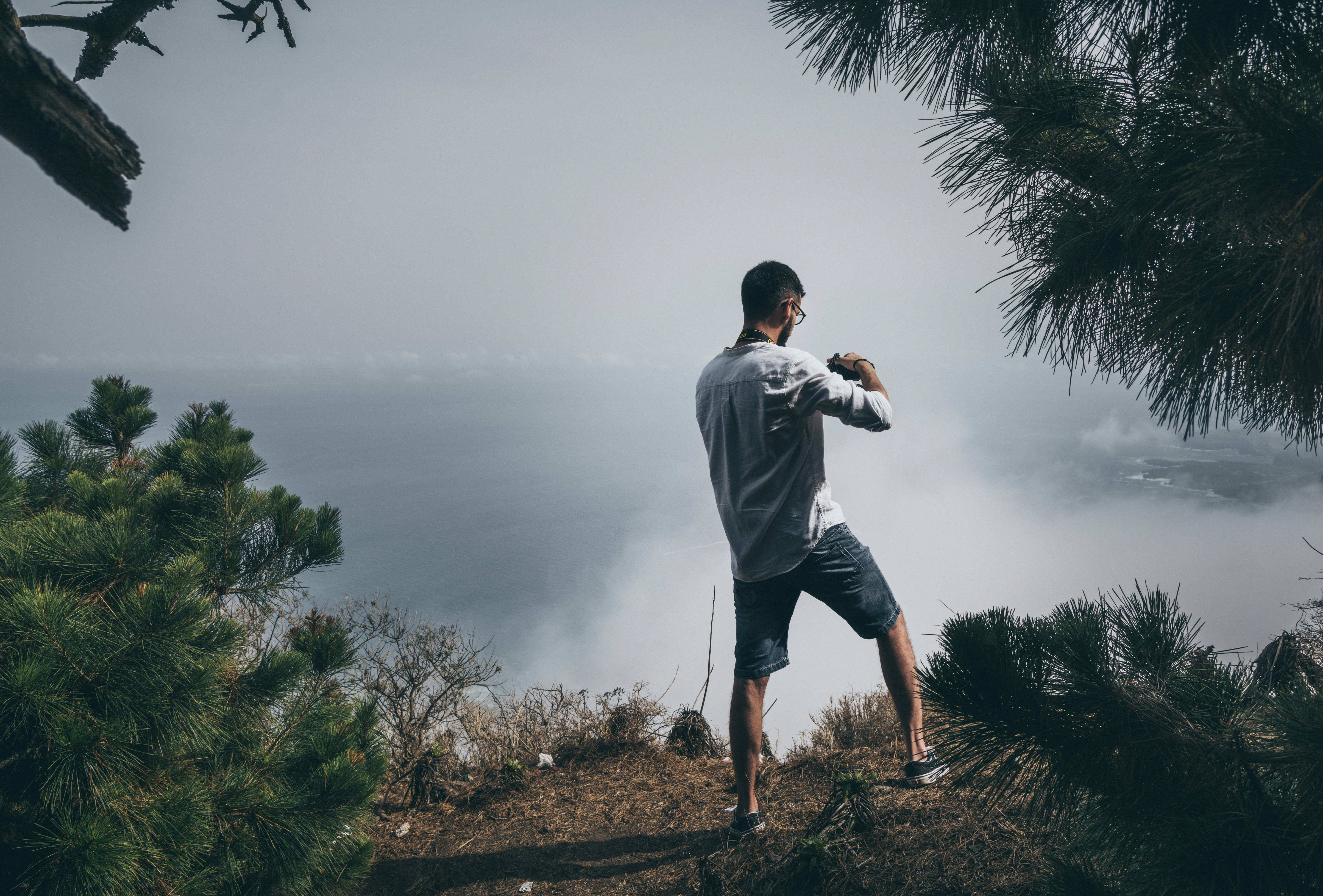 Man on hill photo – Free Human Image on Unsplash