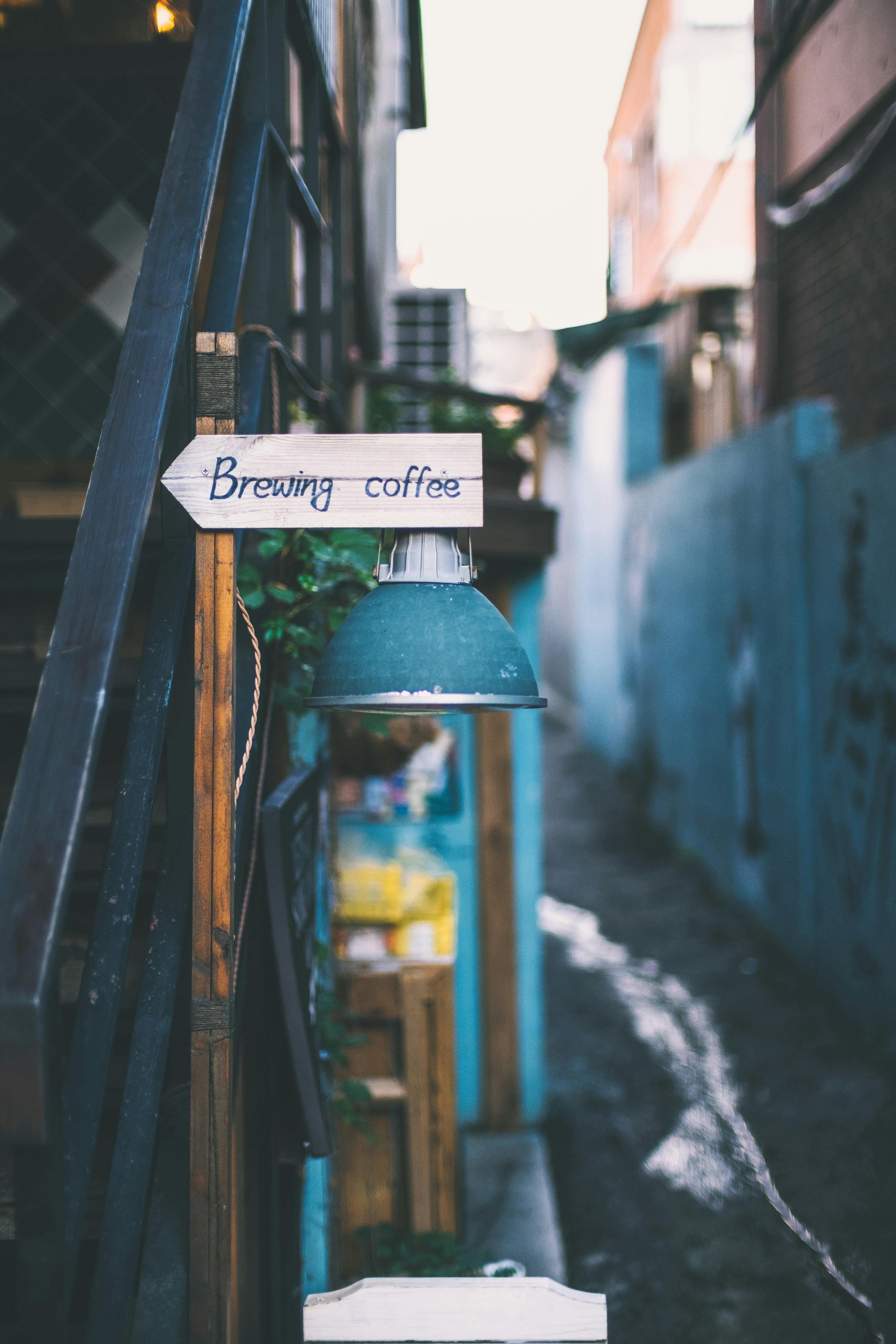 Brown wooden brewing coffee signage photo – Free Sign Image on Unsplash