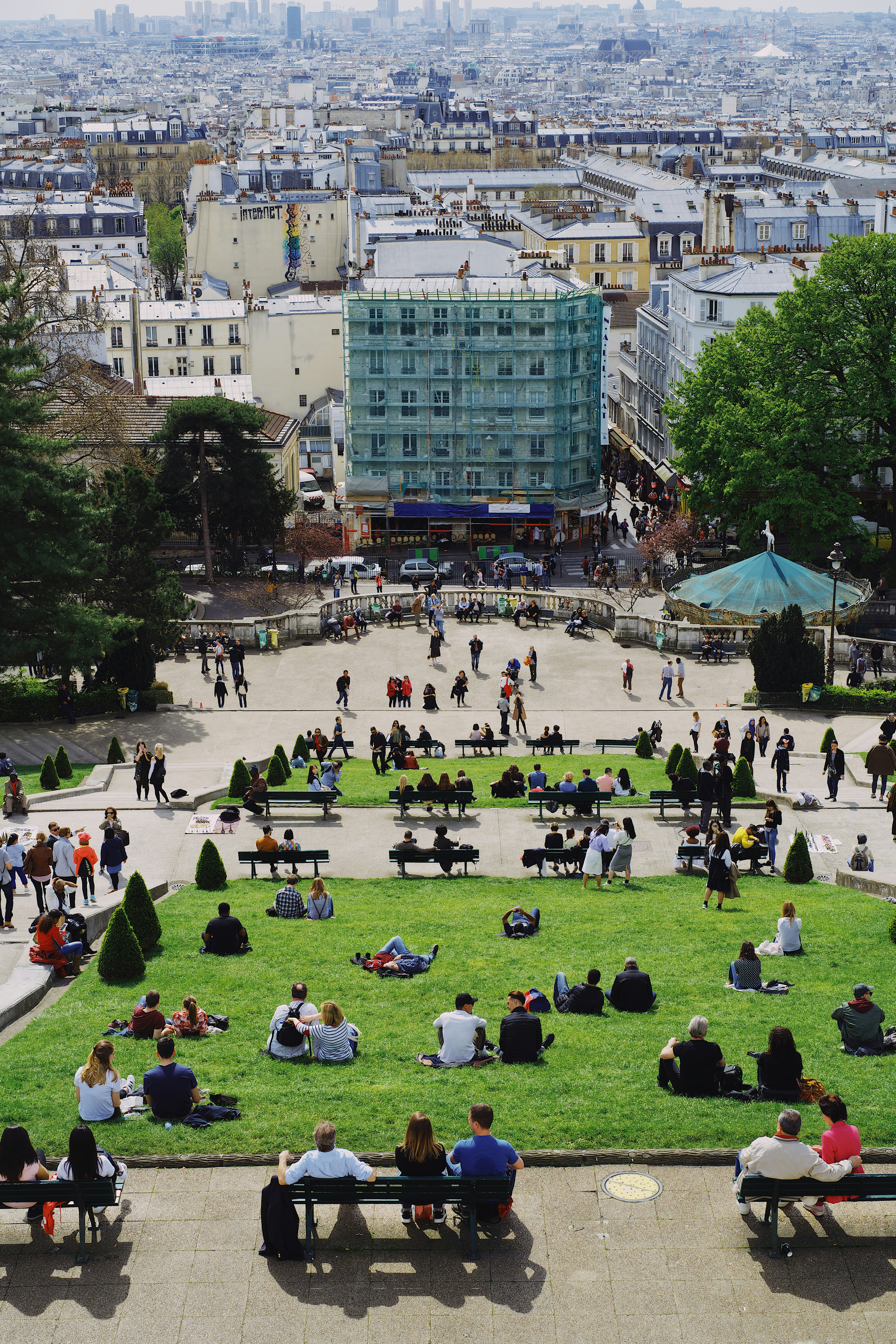 Paris People Pictures | Download Free Images on Unsplash