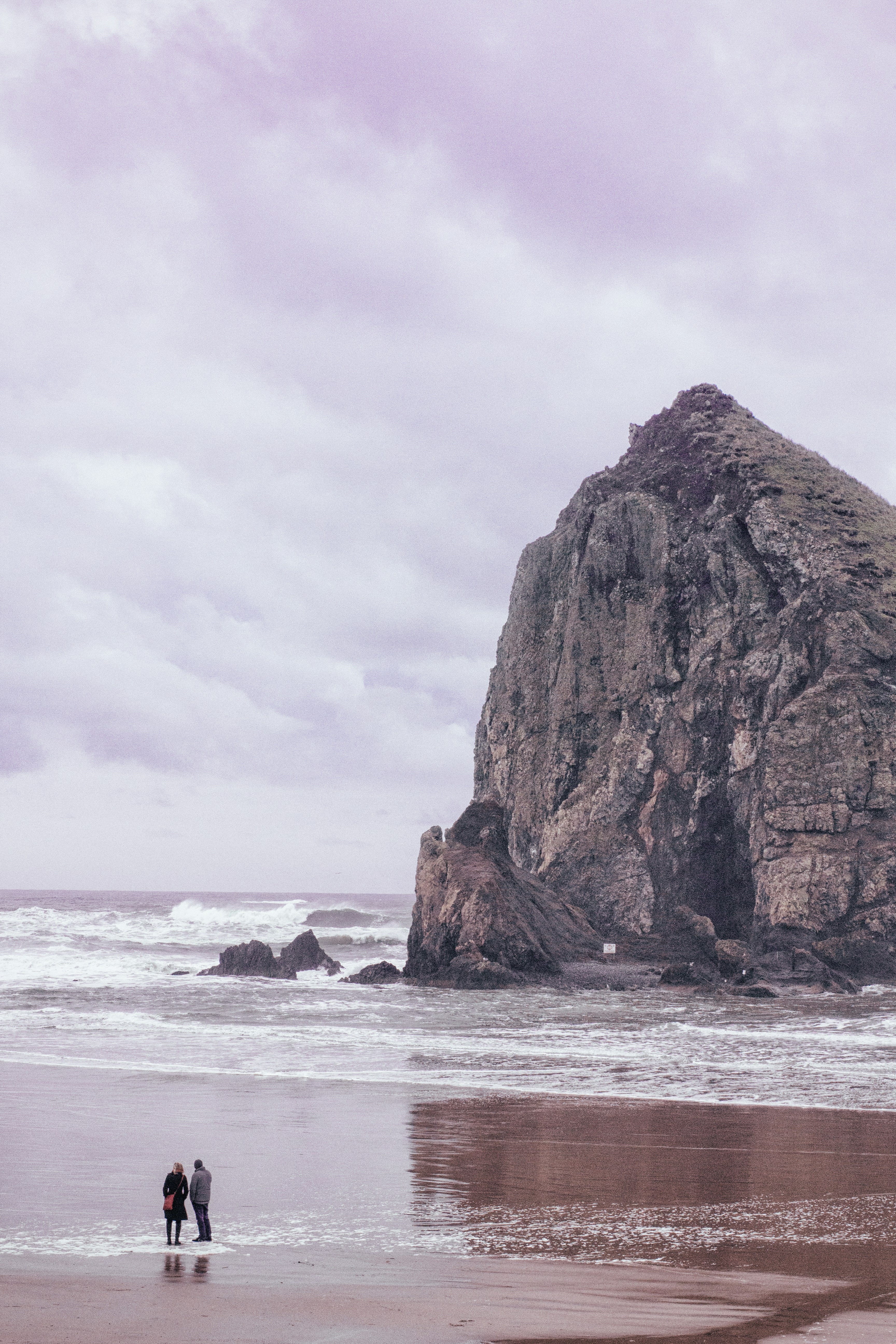 Haystack Rock Pictures | Download Free Images on Unsplash