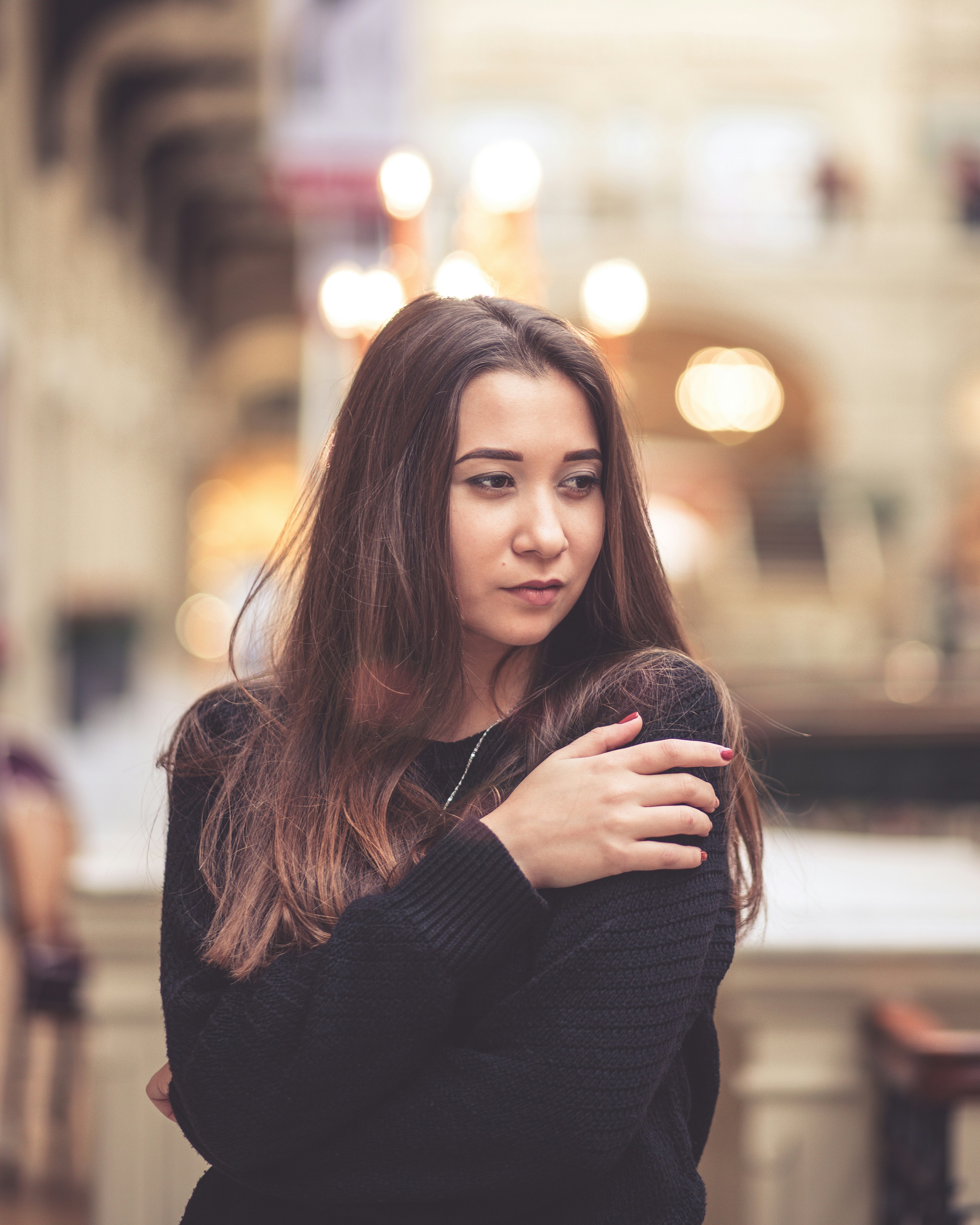 Woman in black cable knit crew-neck sweater photo – Free Gum Image on ...