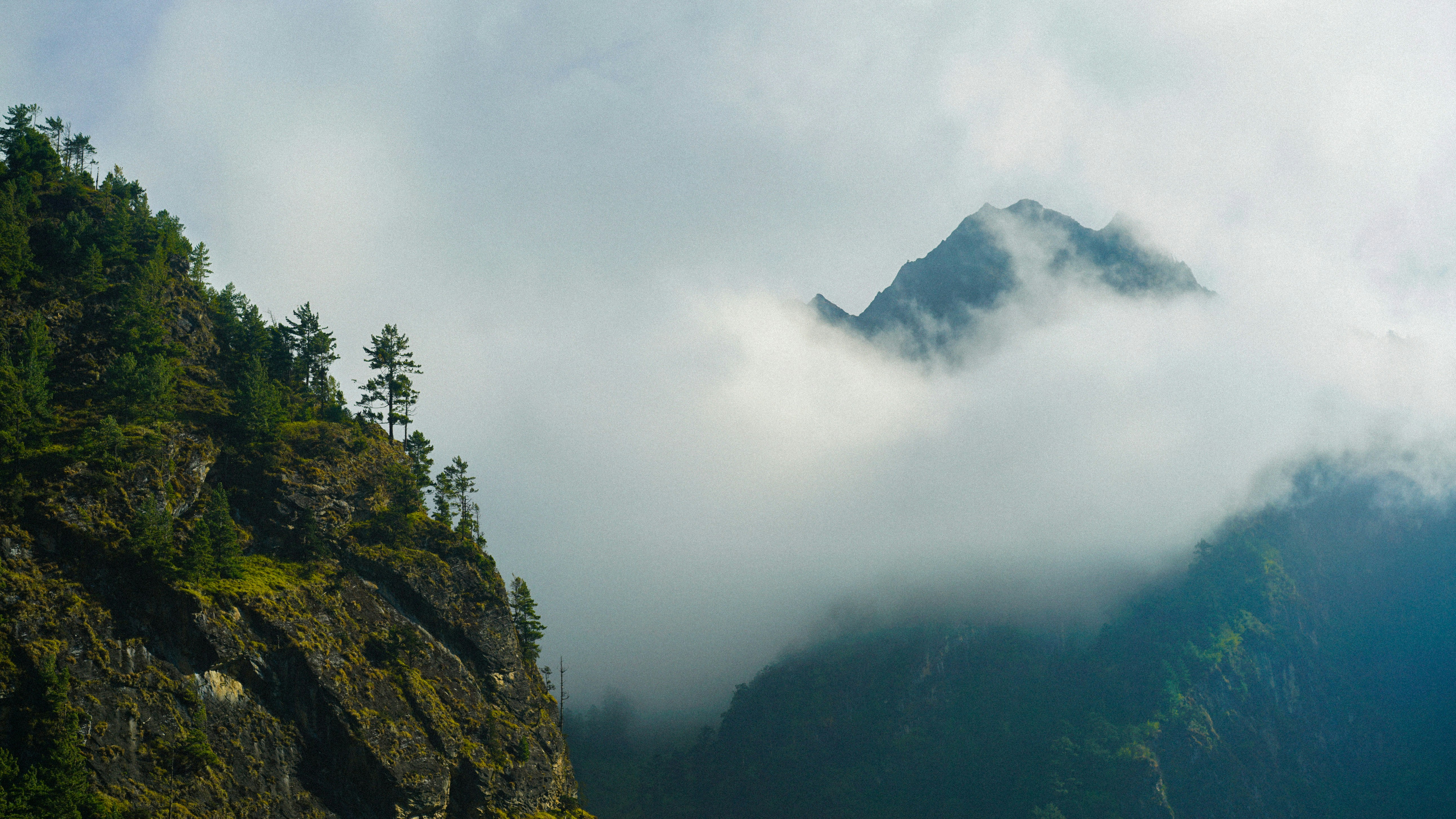 Aerial photography of green mountain photo – Free Manang Image on Unsplash