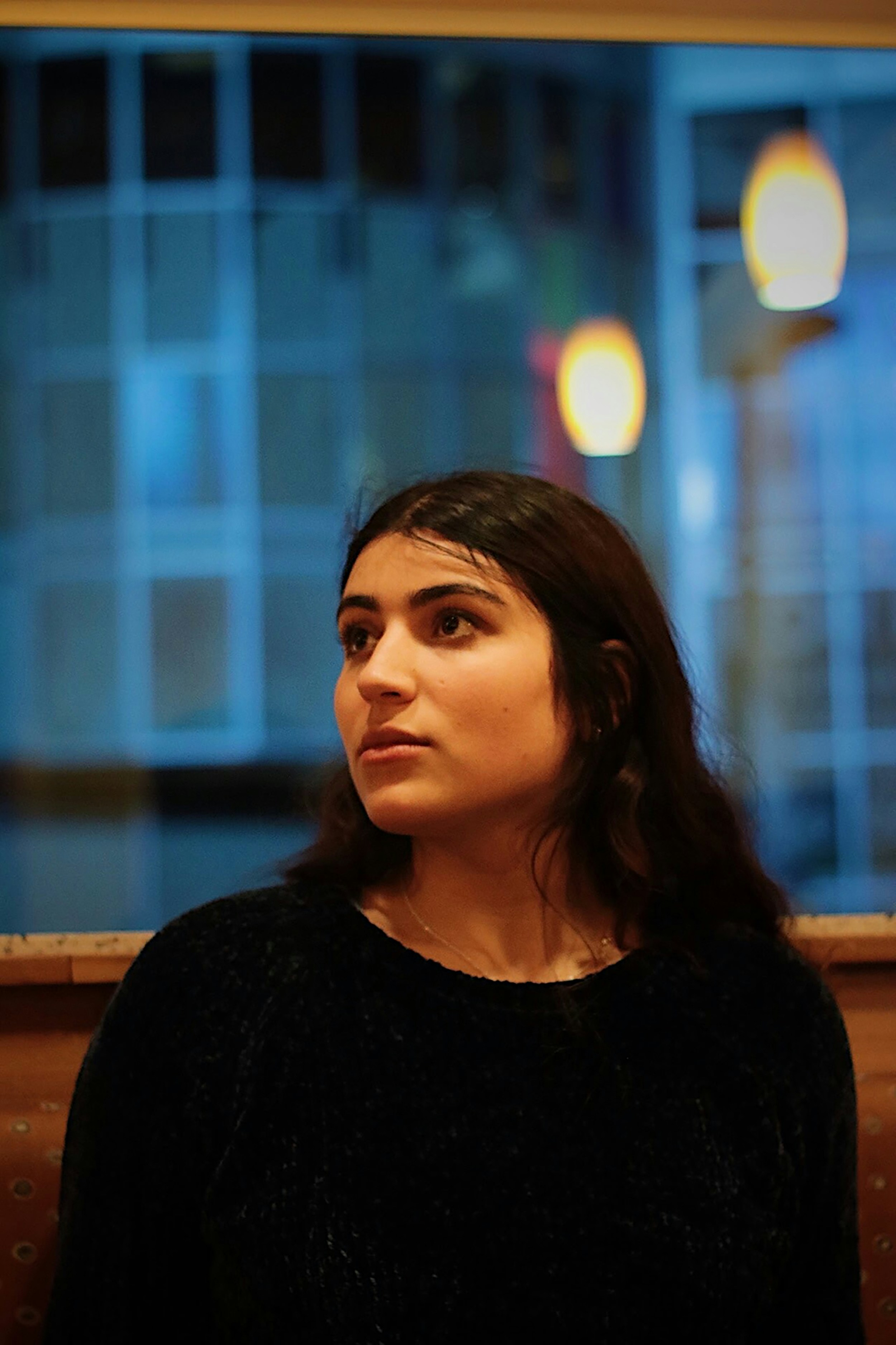 Woman looking sideward photo – Free Woman Image on Unsplash