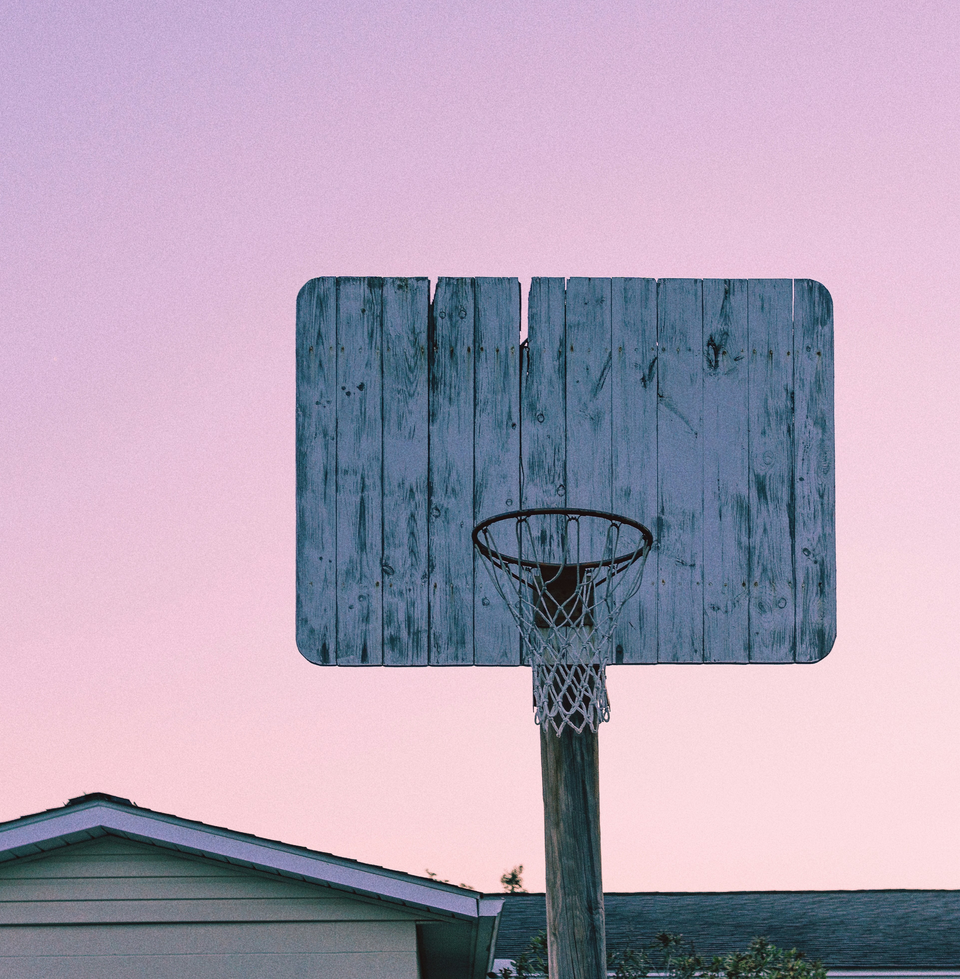 White wooden basketball hoop photo – Free Textures Image on Unsplash