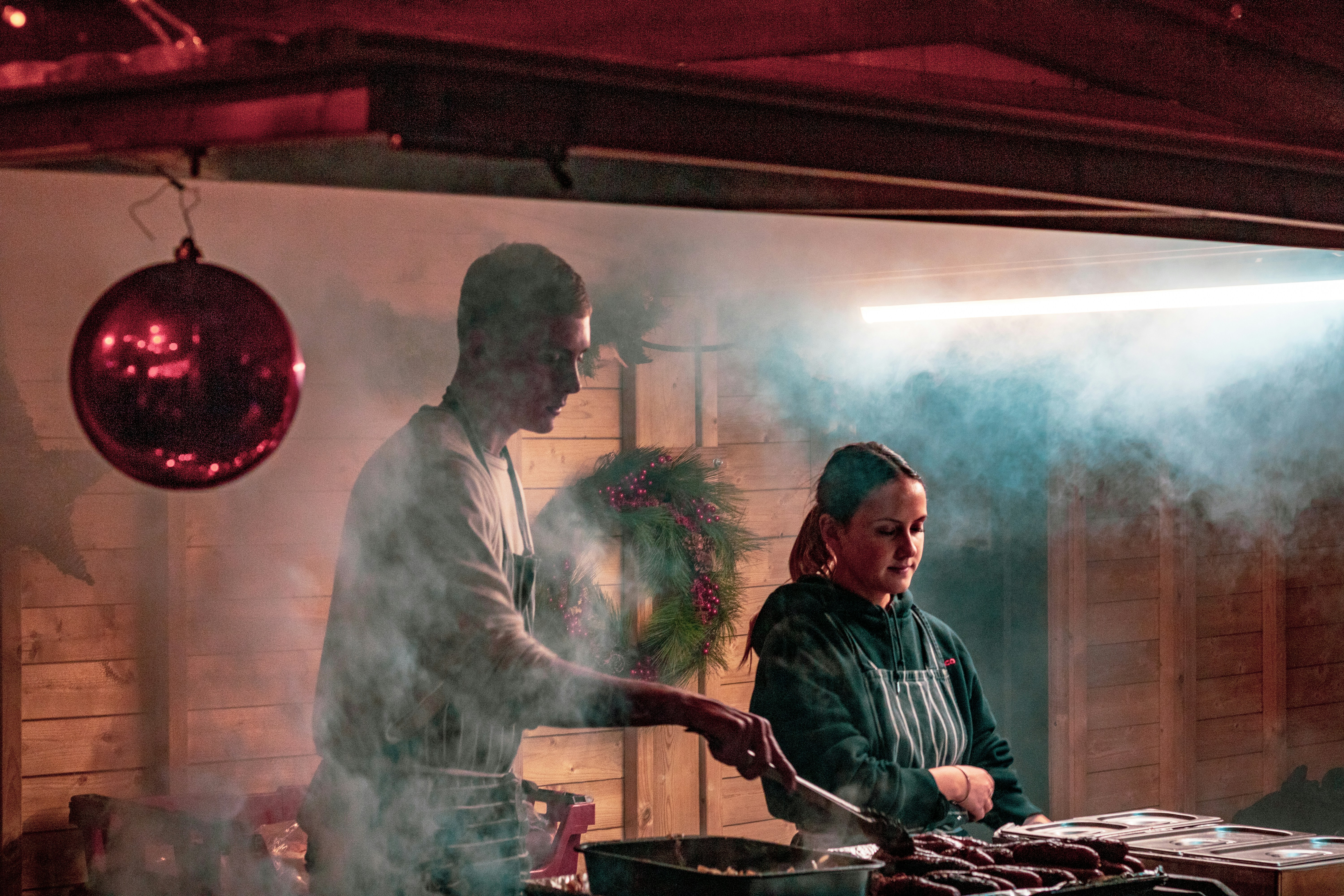 Smoke and Spice: Culinary Moments at the Holiday Market