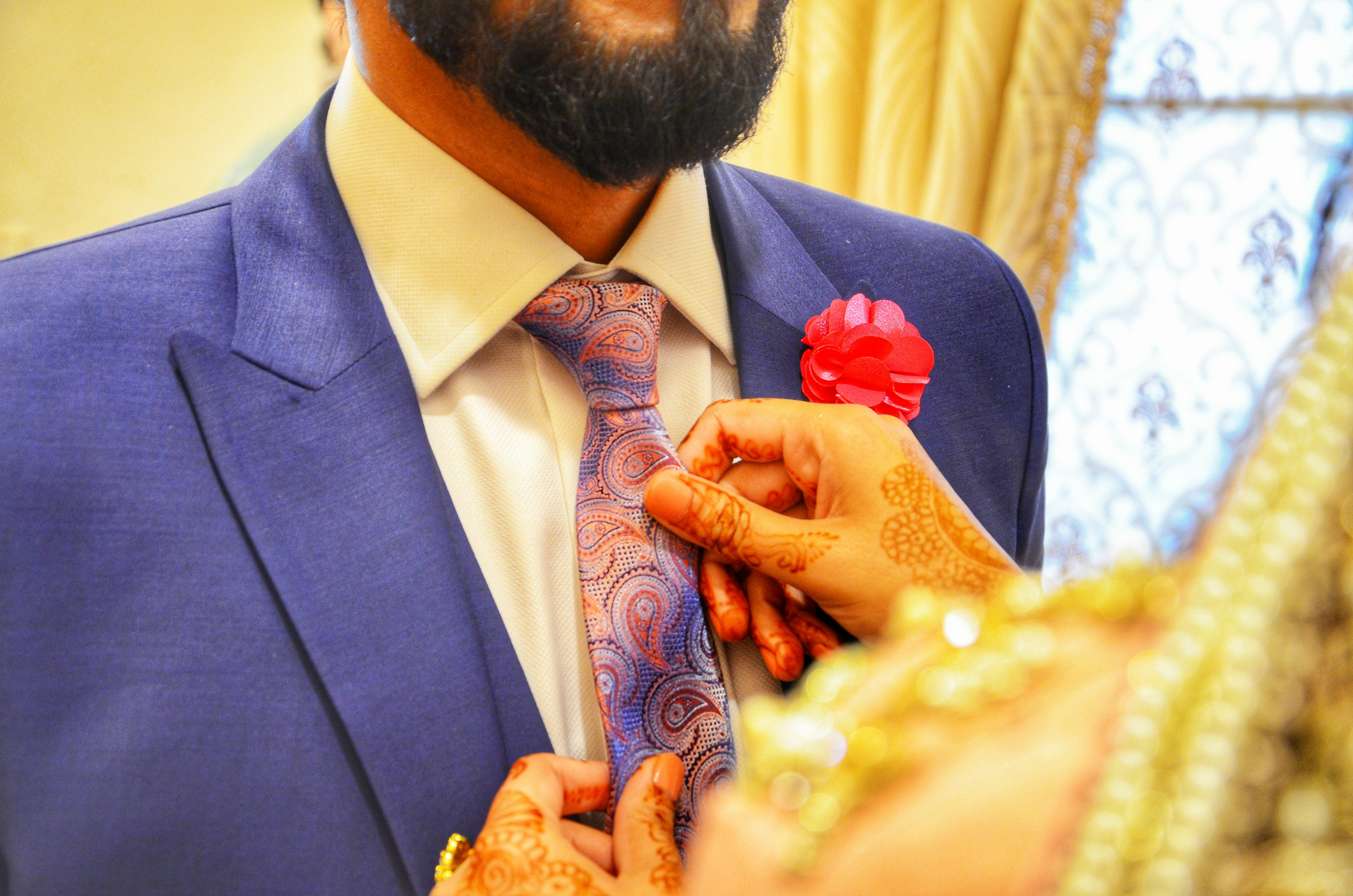 Redditor Narrates Story Of US Educated Male Friend Asking For Dowry