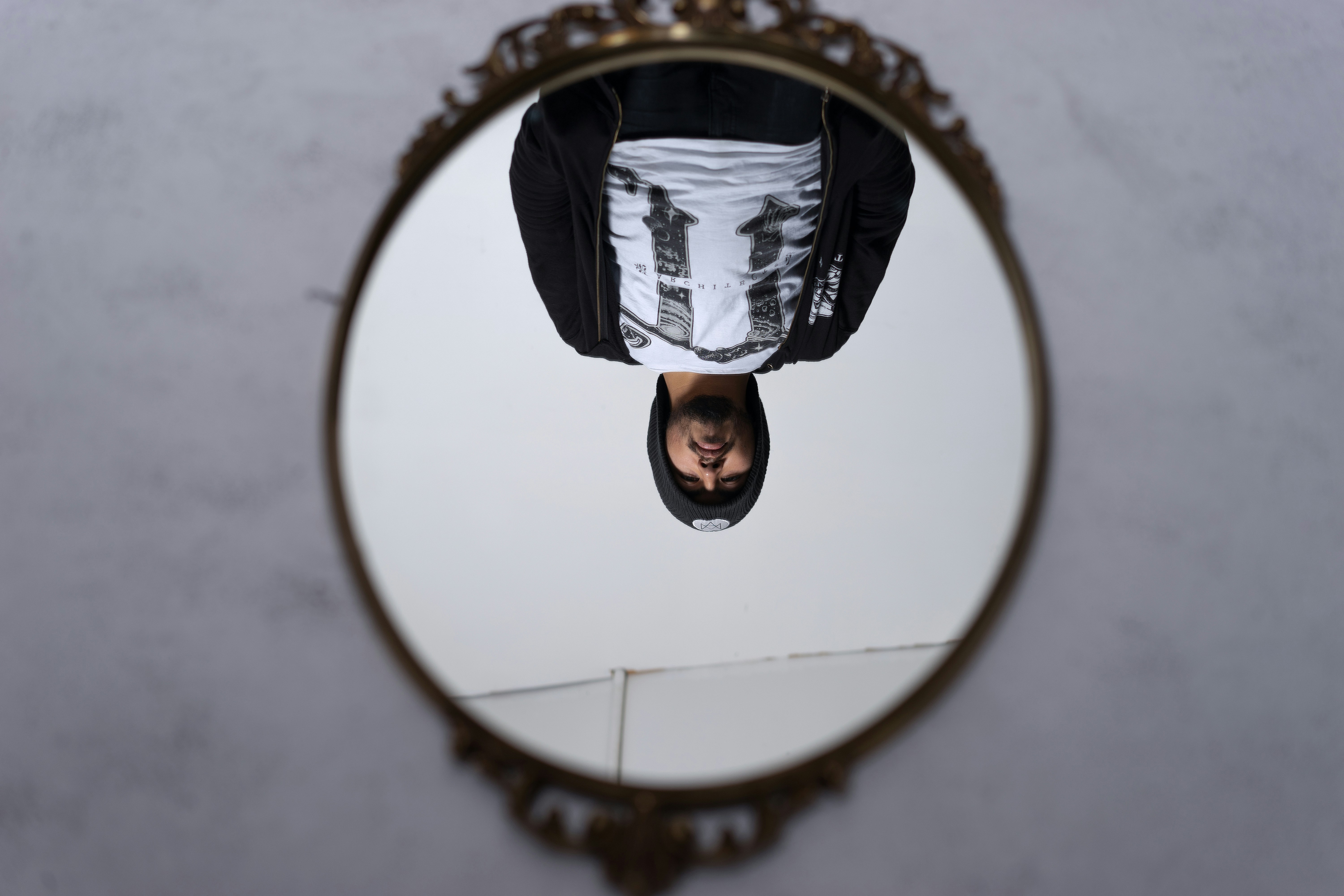 100+ Mirror Pictures | Download Free Images on Unsplash