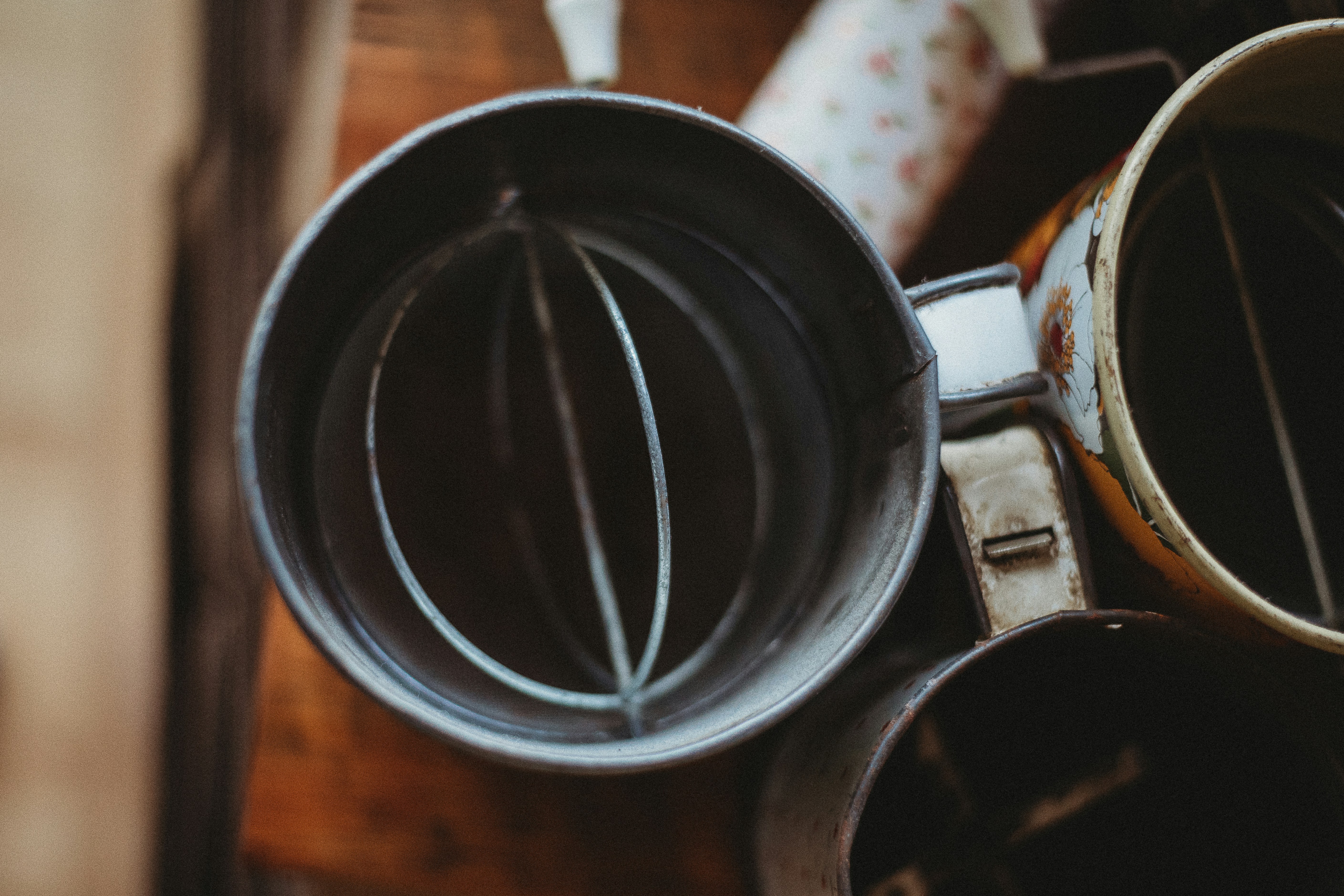 Gray metal case photo – Free Baking Image on Unsplash