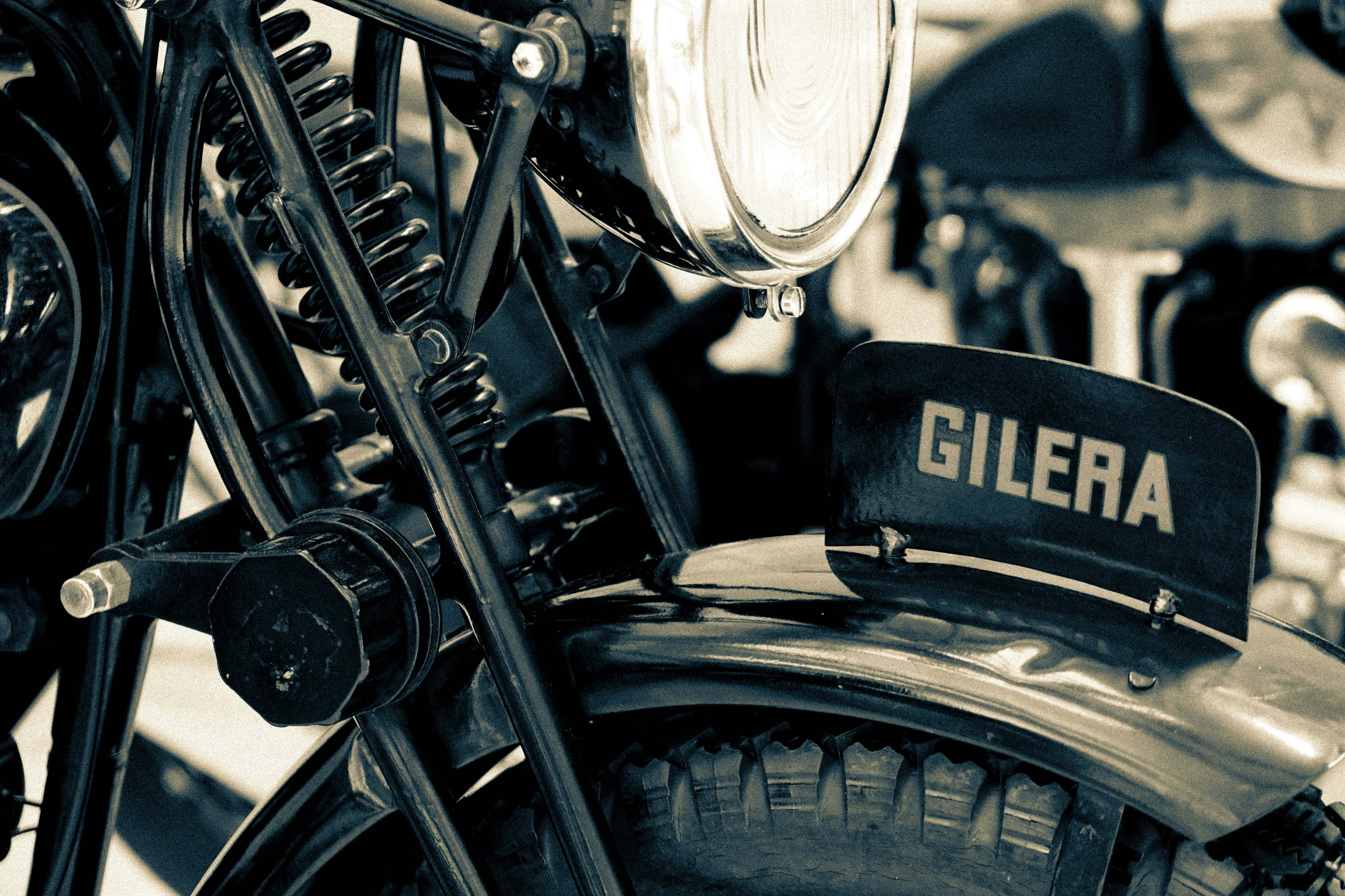 Black and gray car engine photo – Free Machine Image on Unsplash