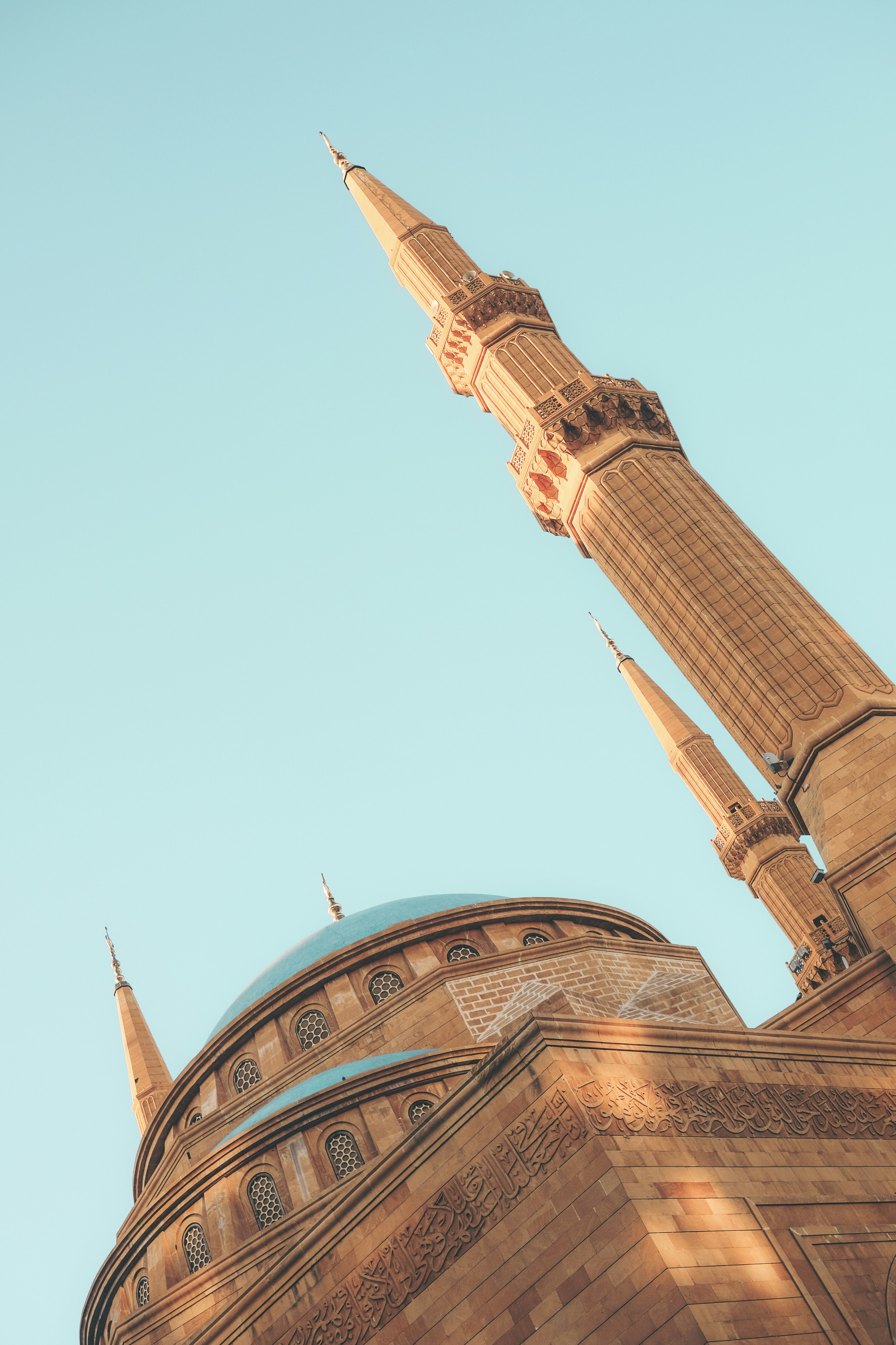 Brown mosque photo – Free Building Image on Unsplash