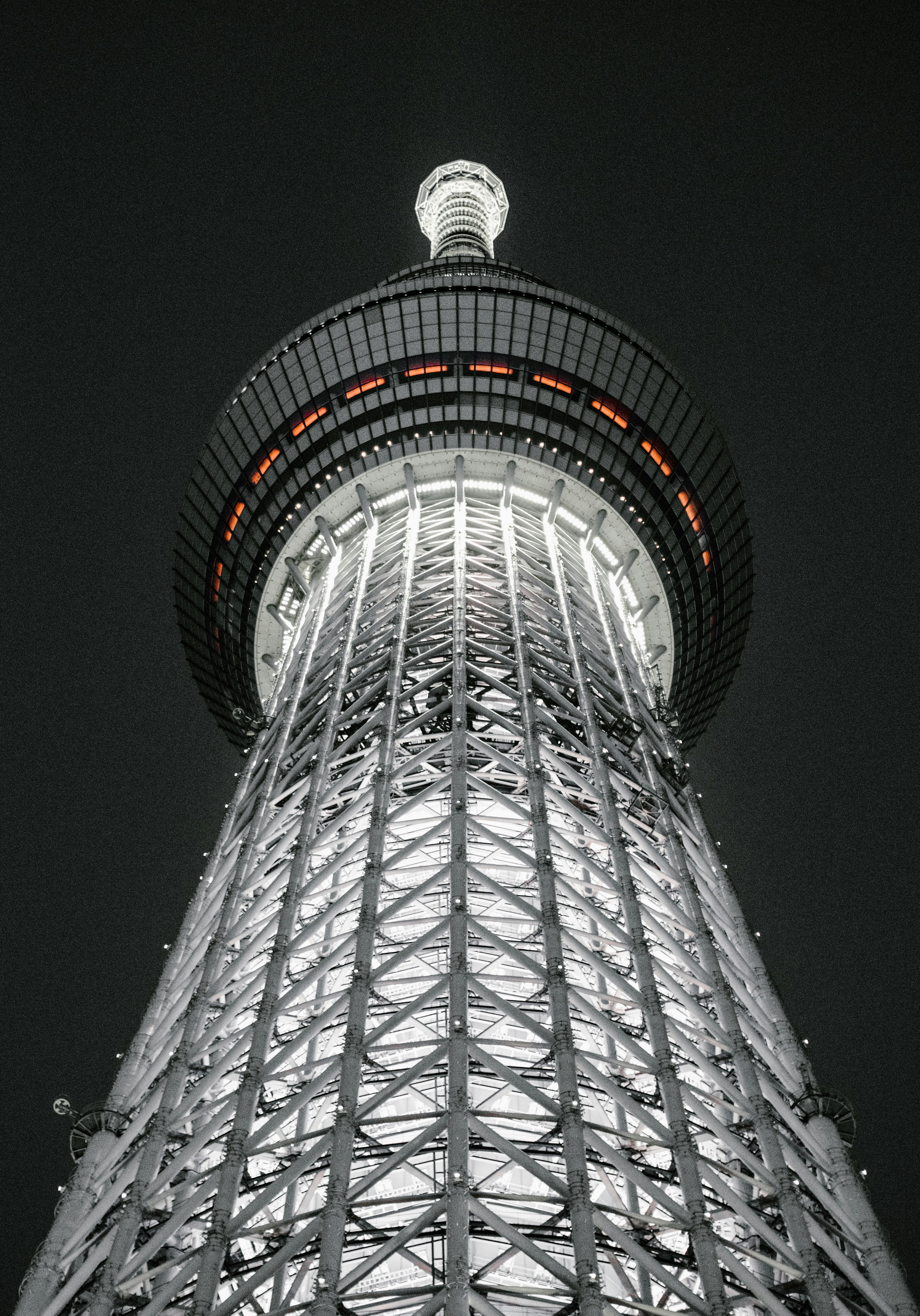 Low-angle photography of black concrete tower photo – Free Tokyo skytree Image on Unsplash