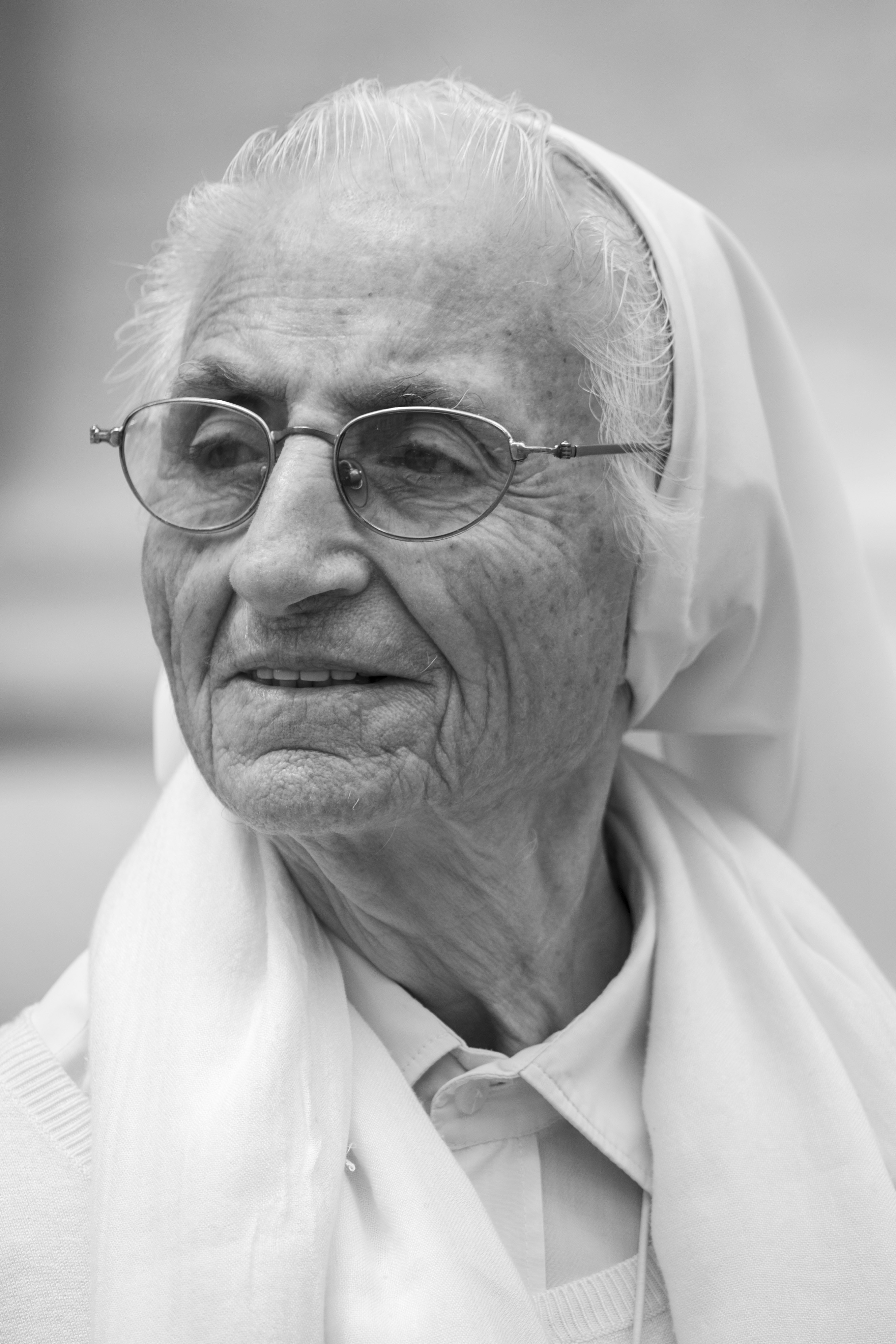Wisdom in Soft Focus: A Portrait of Quiet Dignity