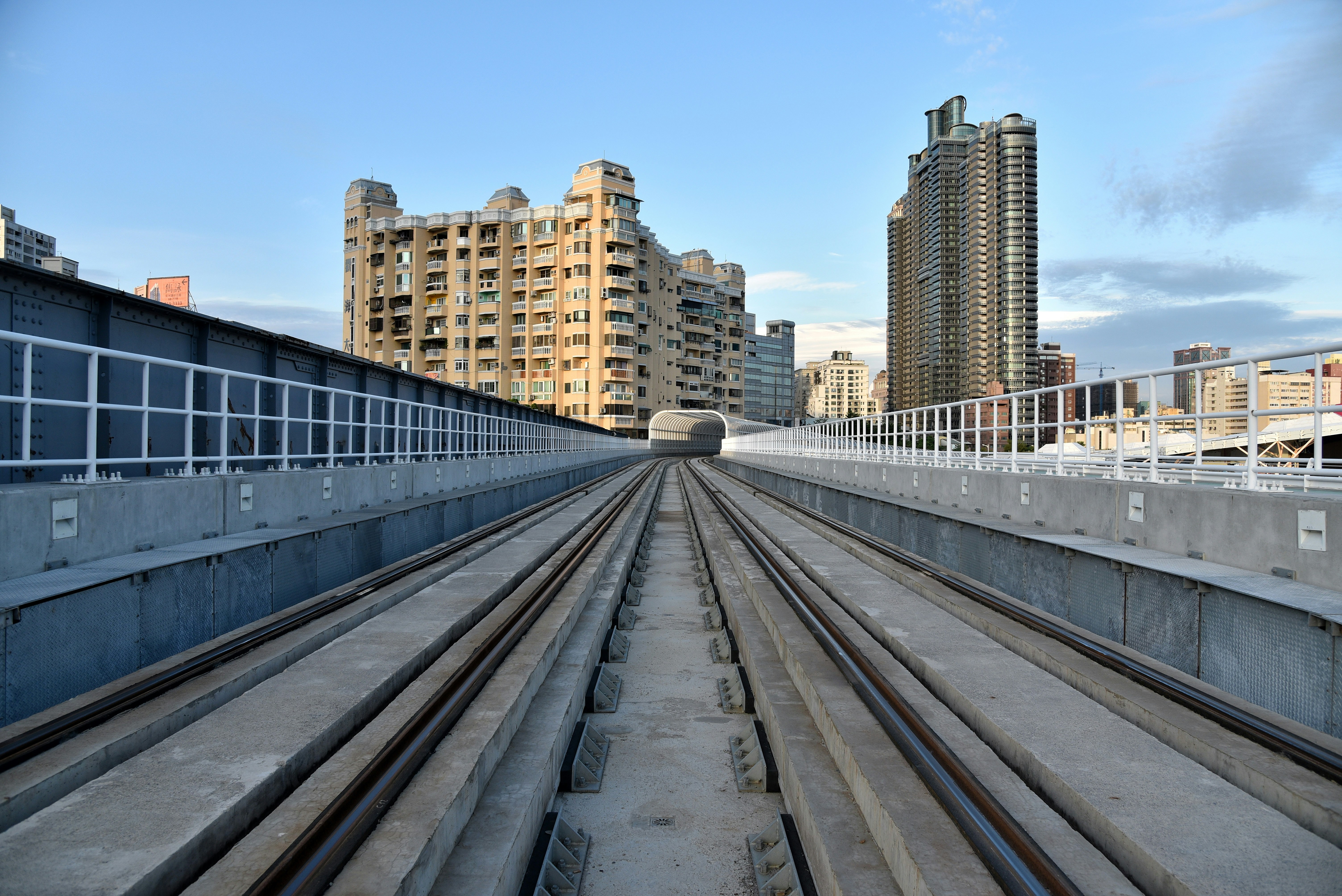 Victor Mui (@ryoneo) | Unsplash 사진 커뮤니티