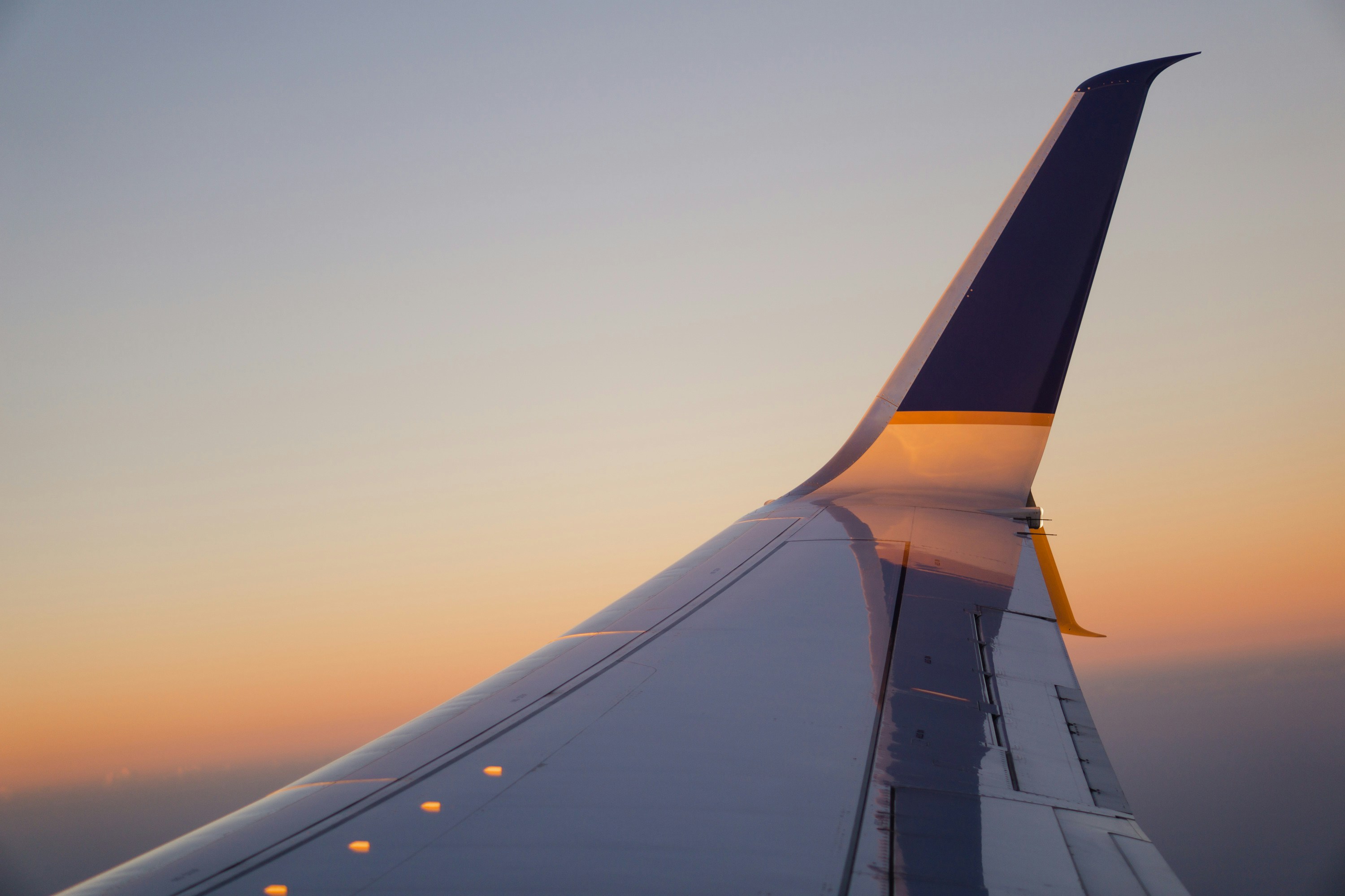 Gray plane wing photo – Free Grey Image on Unsplash