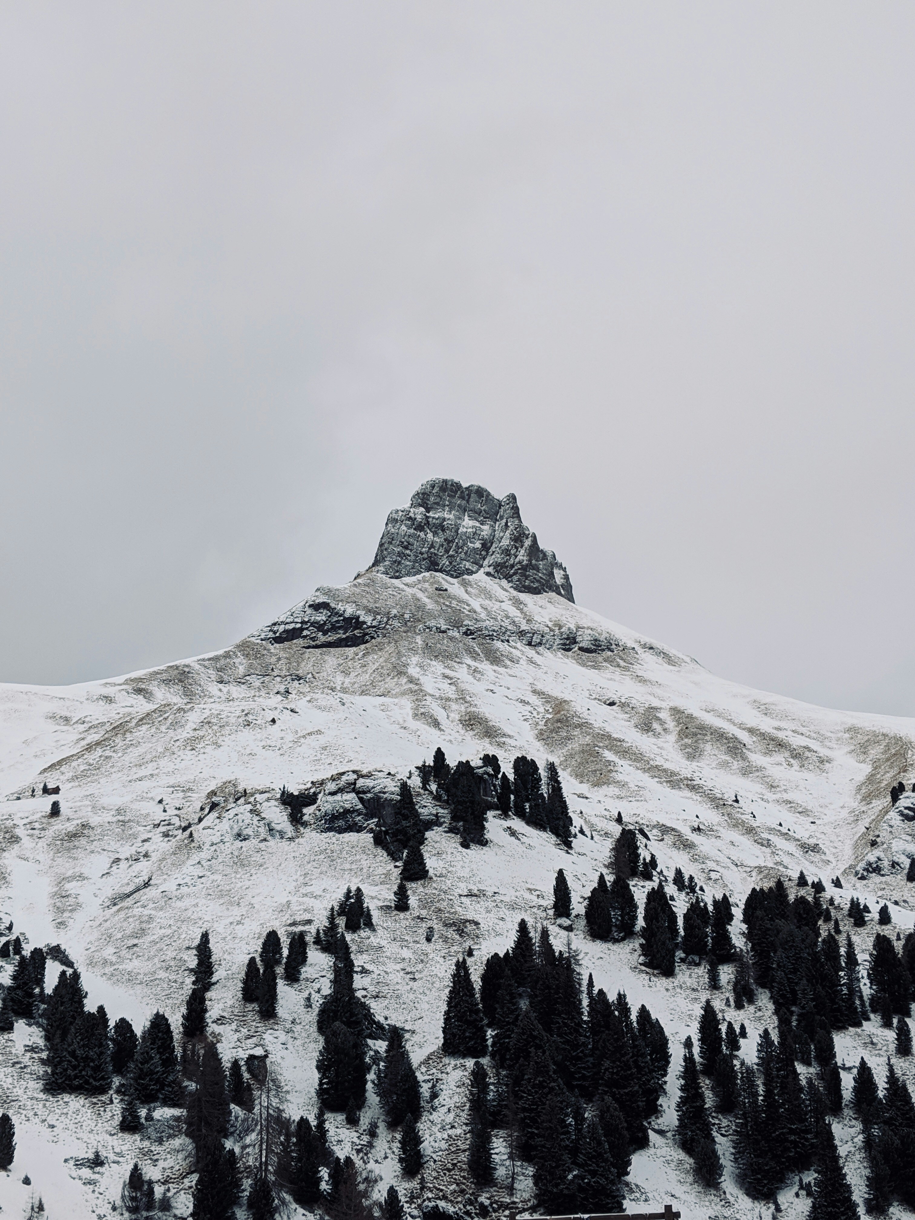 Landscape photography of mountain photo – Free Human Image on Unsplash