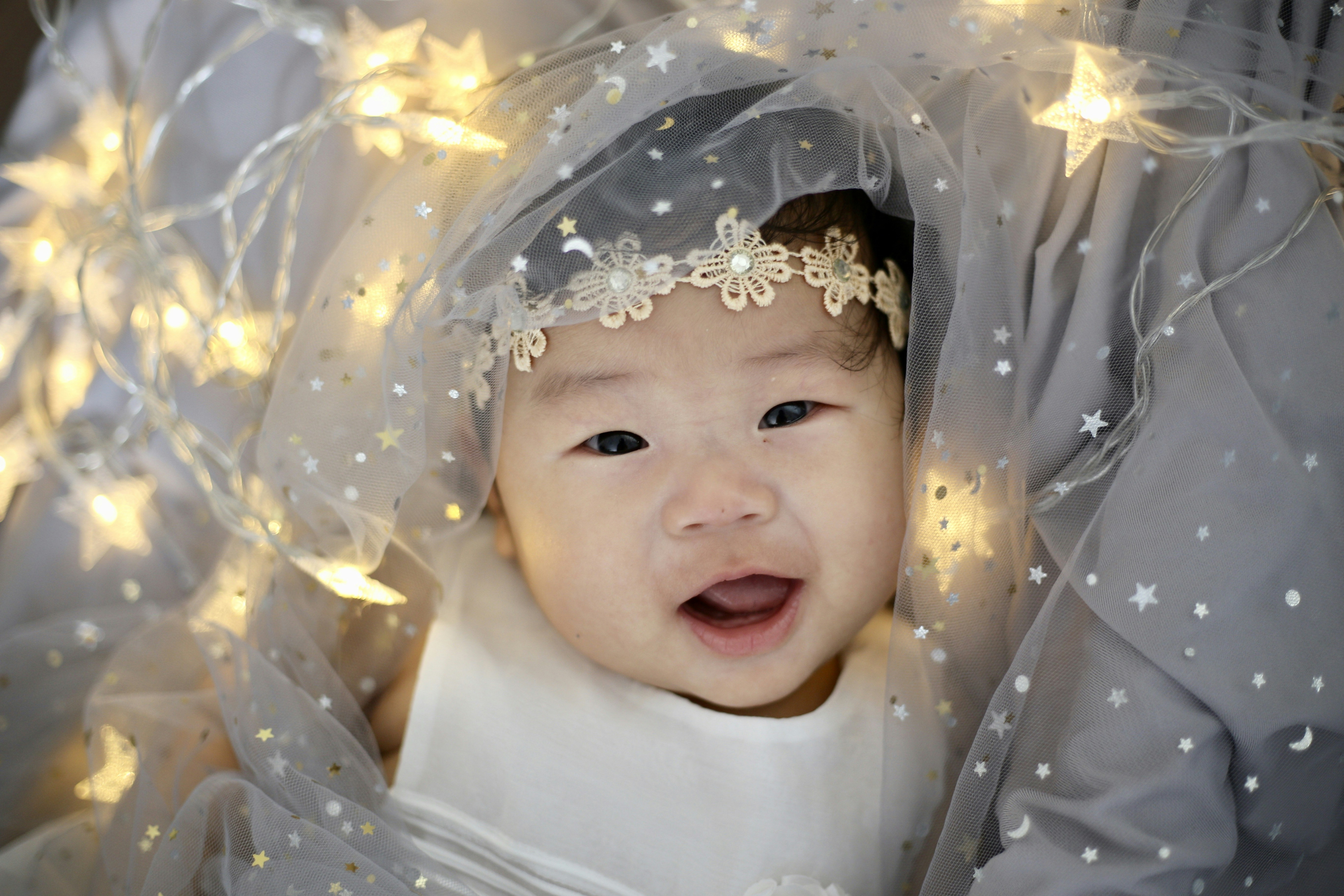 Smiling baby photo photo – Free Grey Image on Unsplash