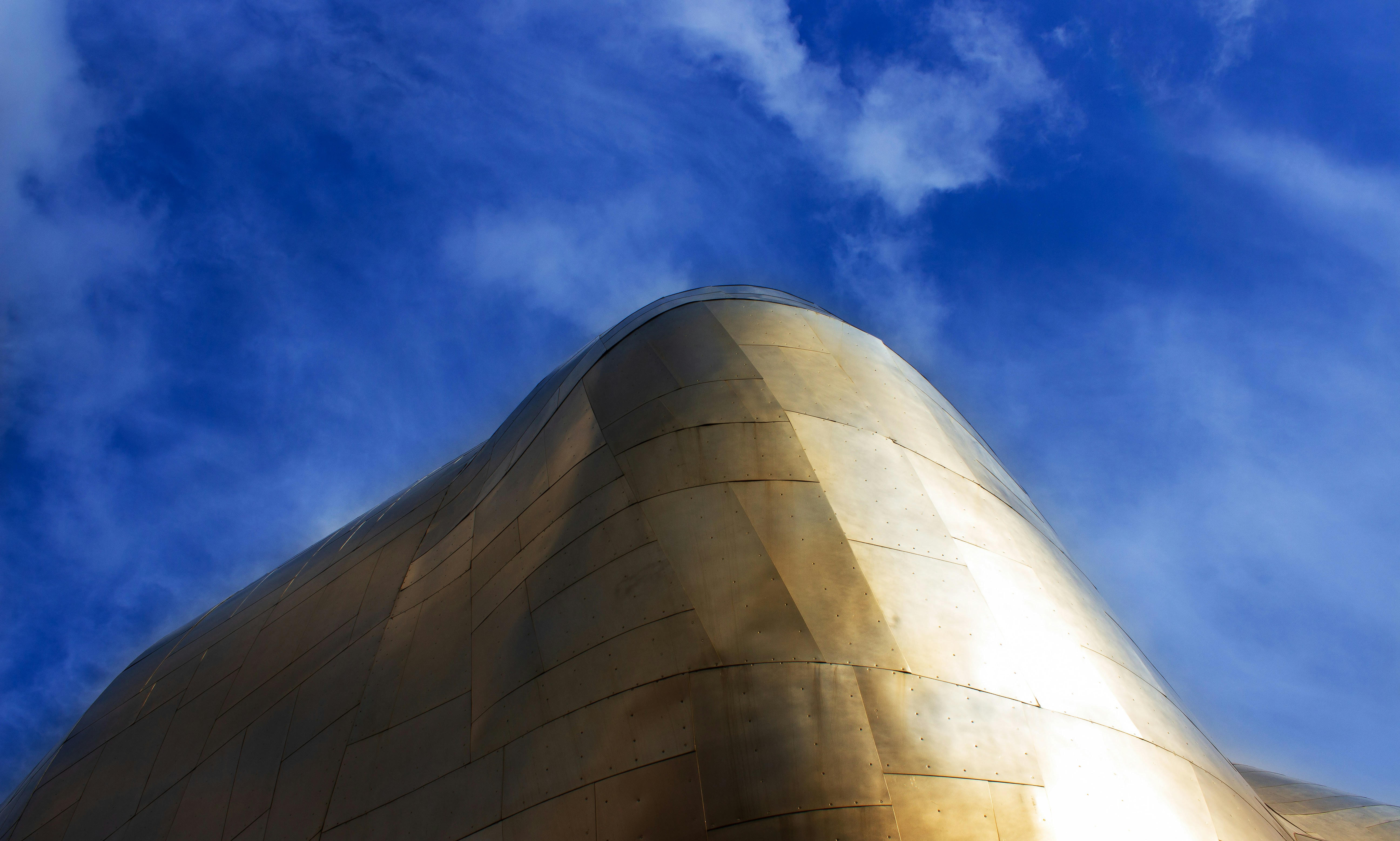 Golden Curvature Against the Azure SkyFrantzou Fleurine