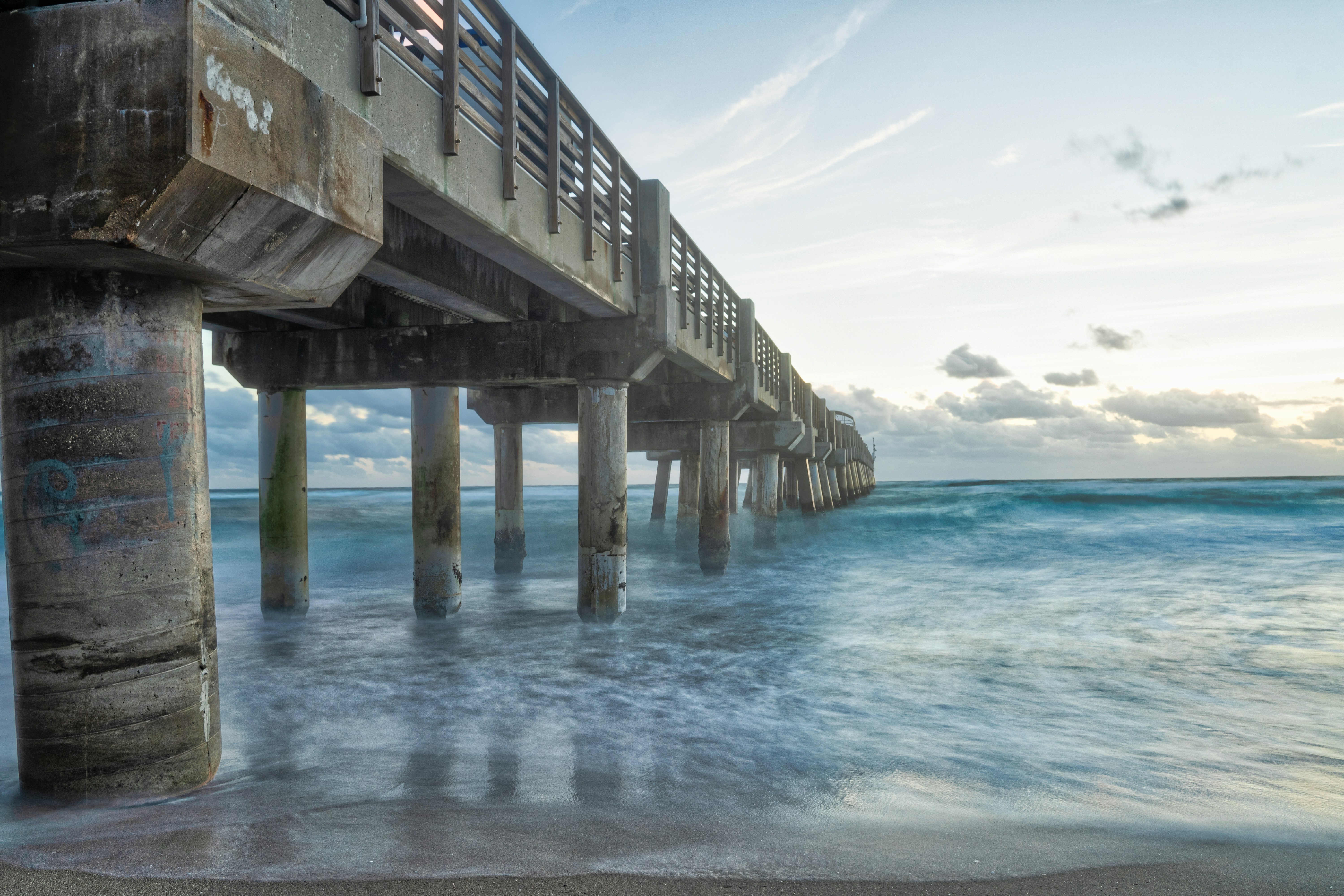 Concrete dock on beach photo – Free Grey Image on Unsplash