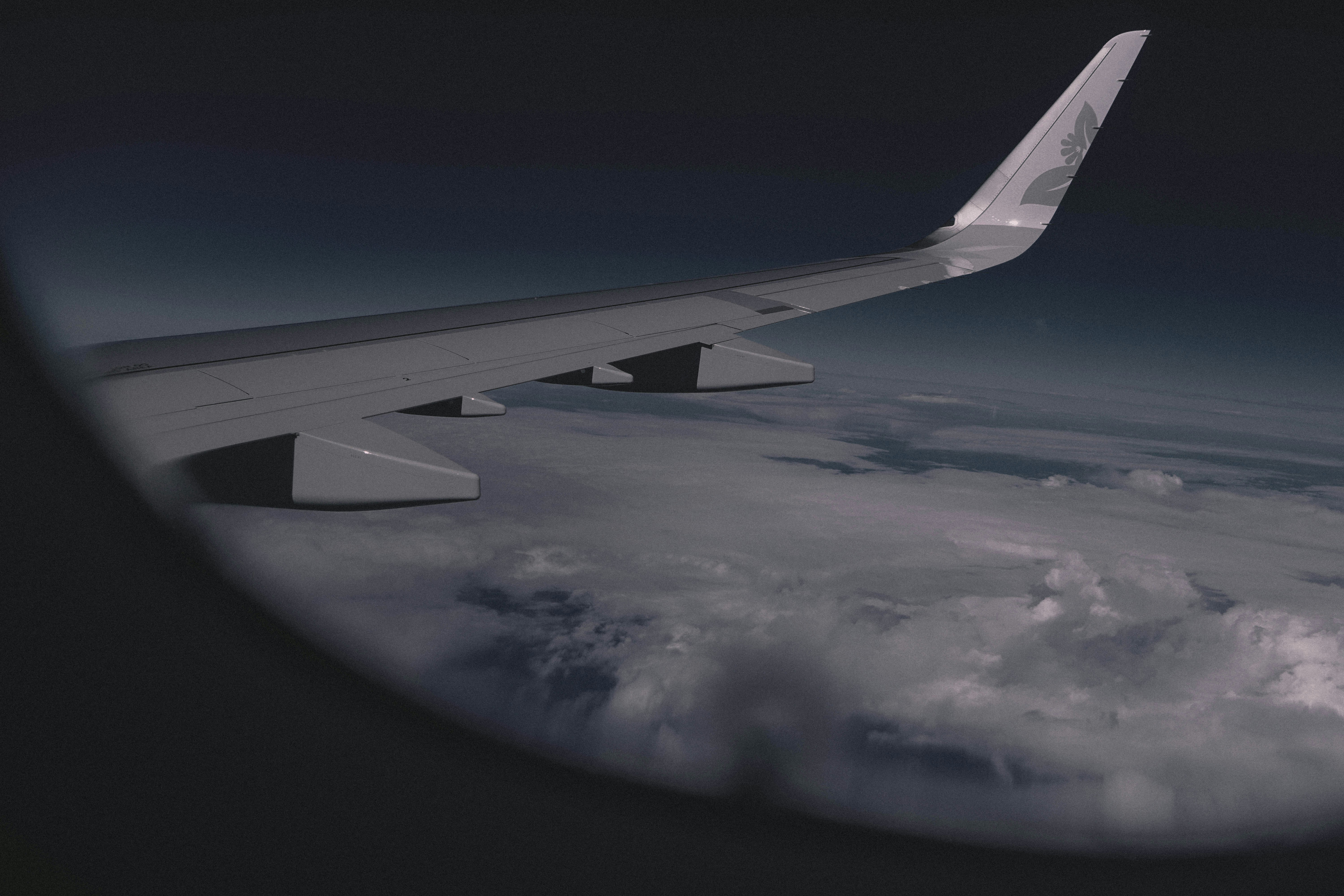 airliner window seat