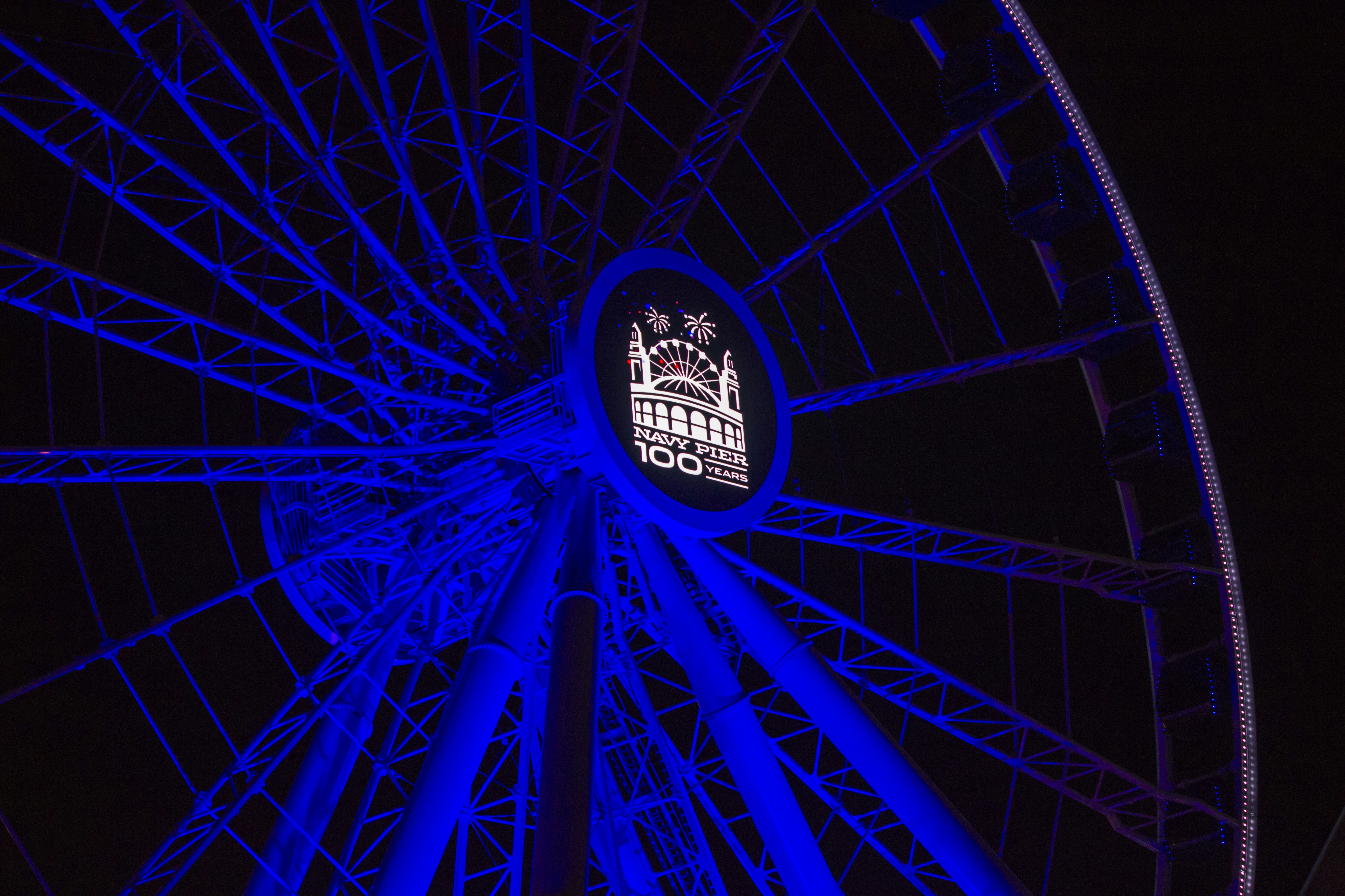 Blue Ferris wheel with lights turned-on photo – Free Navy pier ferris ...