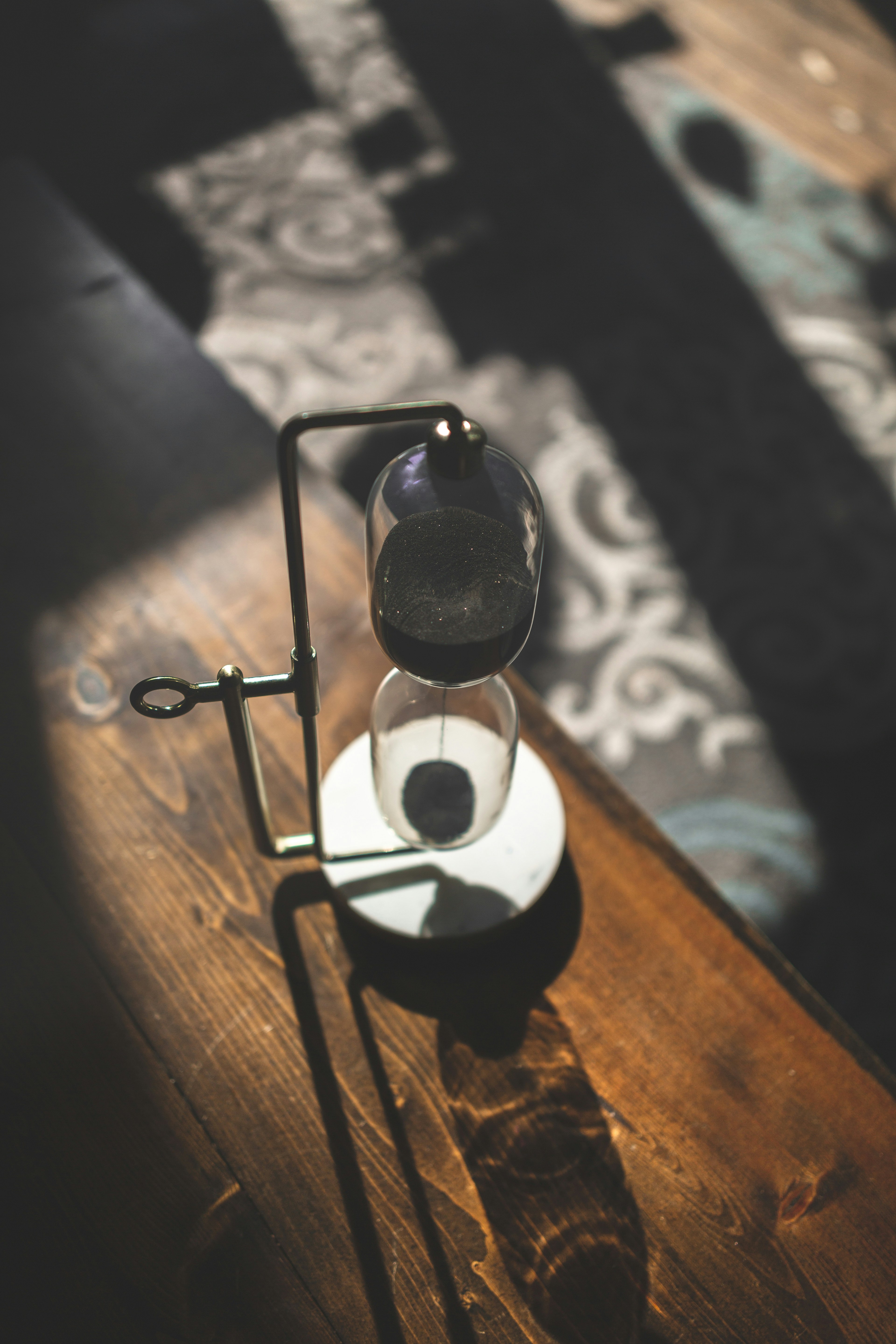 Gray hour glass photo – Free Grey Image on Unsplash