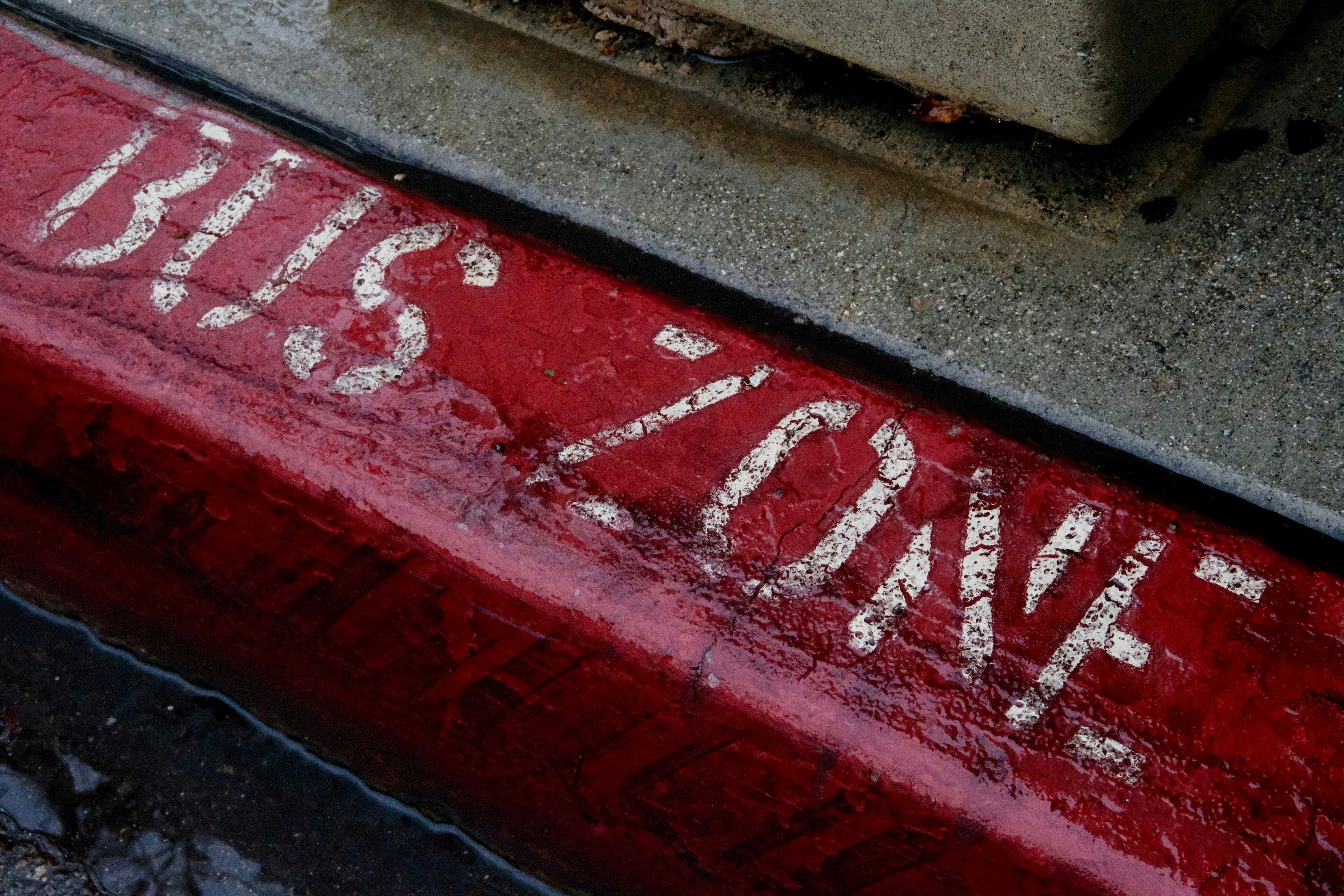 Closeup photo of 25 km/h road signage photo – Free The rocks market ...