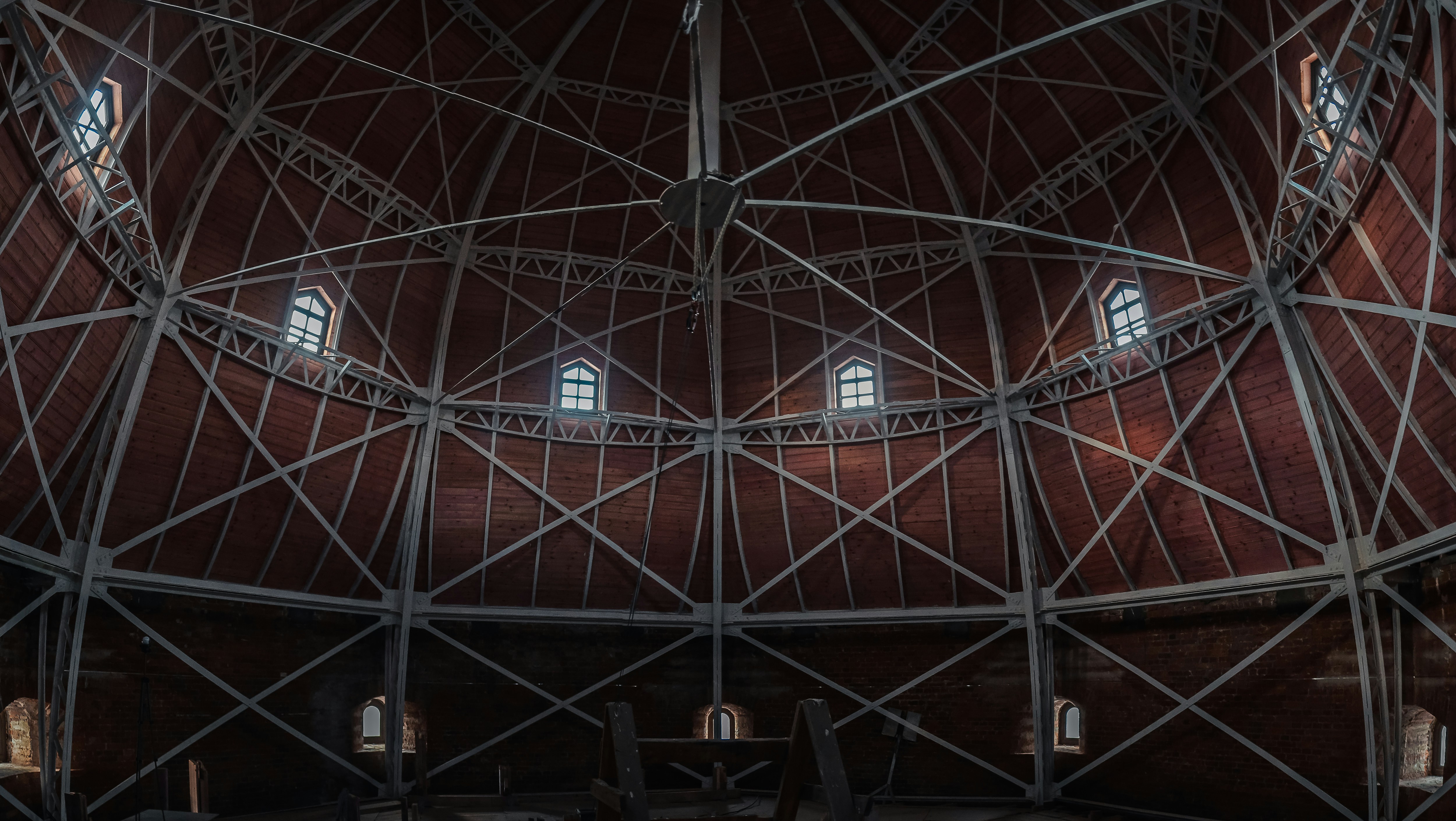 Grey metal beams on dome building photo – Free Grey Image on Unsplash